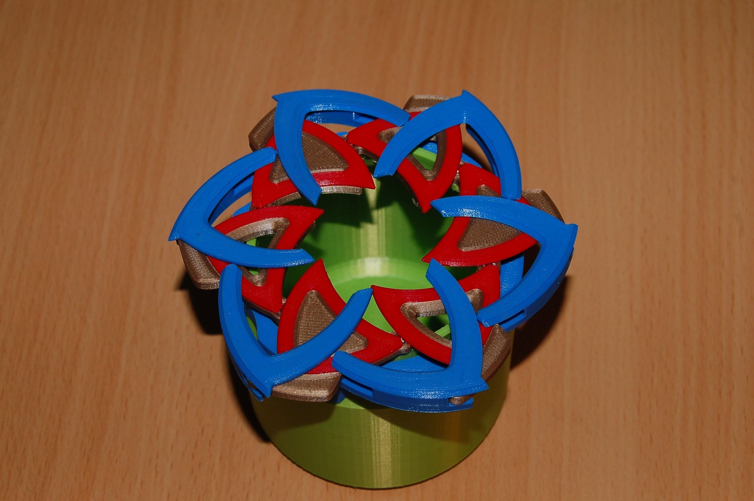 Decorative Iris Box Guide : 11 Steps (with Pictures) - Instructables