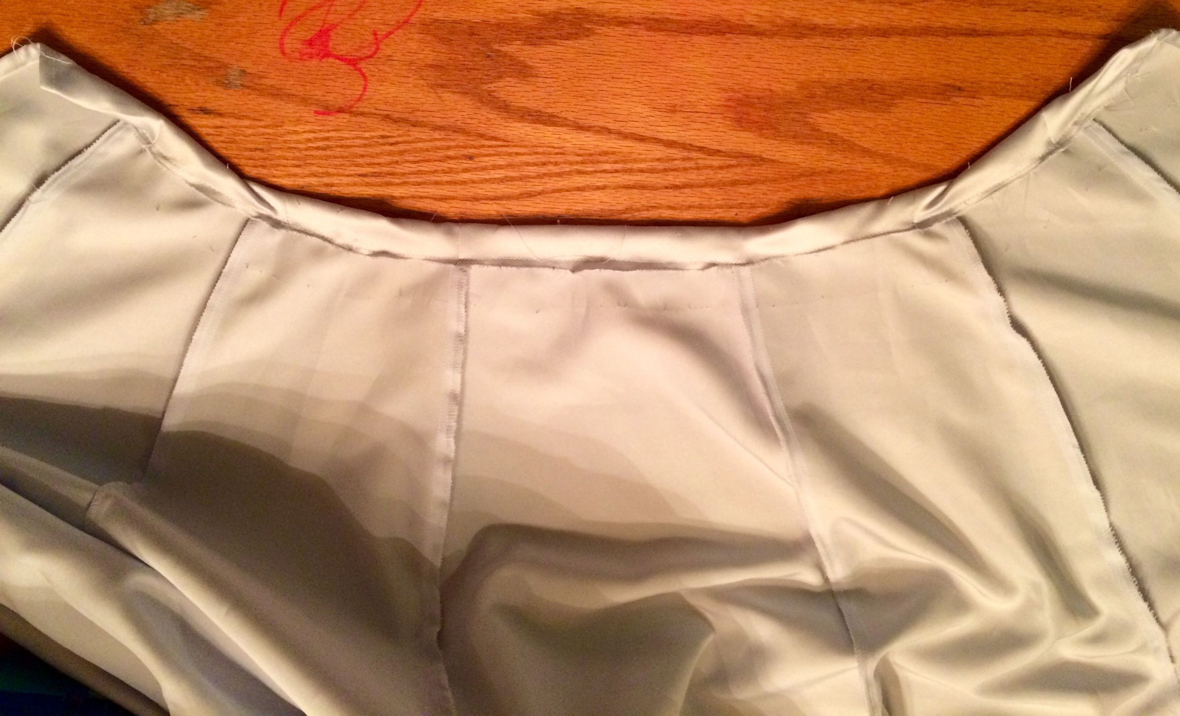 How to Make an Awesome Cloak From a Dress or Skirt : 5 Steps (with ...