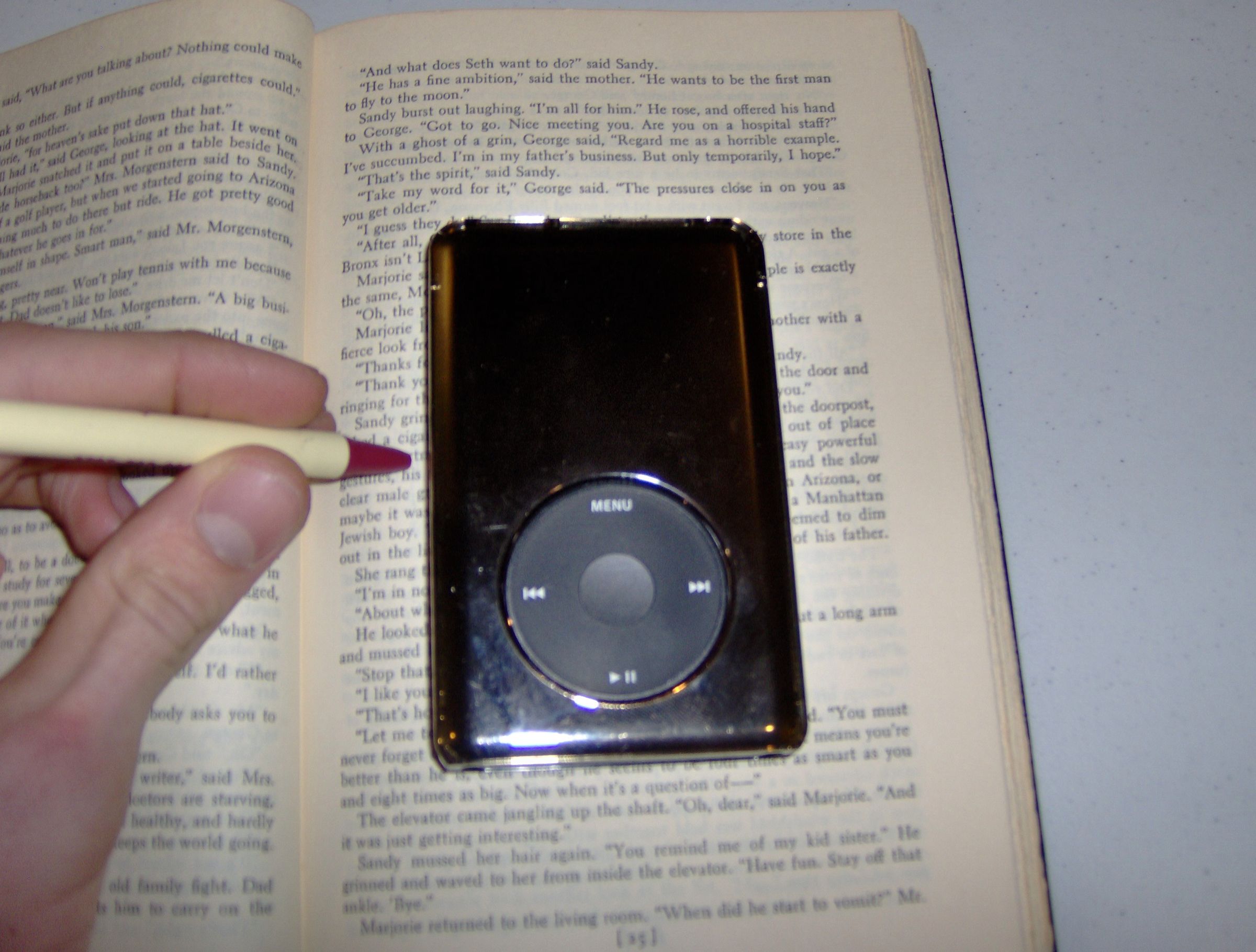 How to Make a Sweet Ipod/Electronics Case : 3 Steps - Instructables