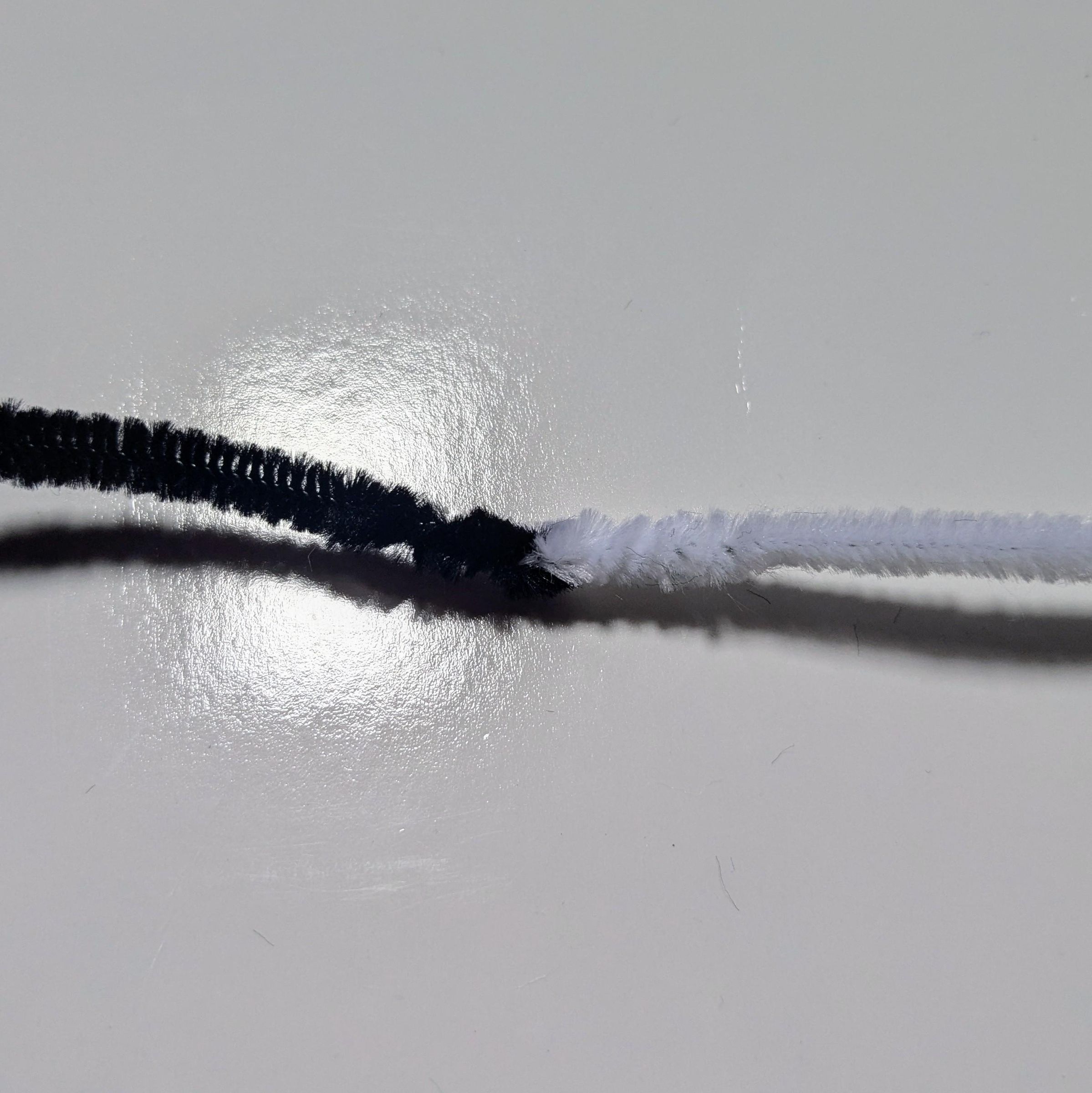 DIY Spooky Pipe-cleaner Spiders : 21 Steps (with Pictures) - Instructables