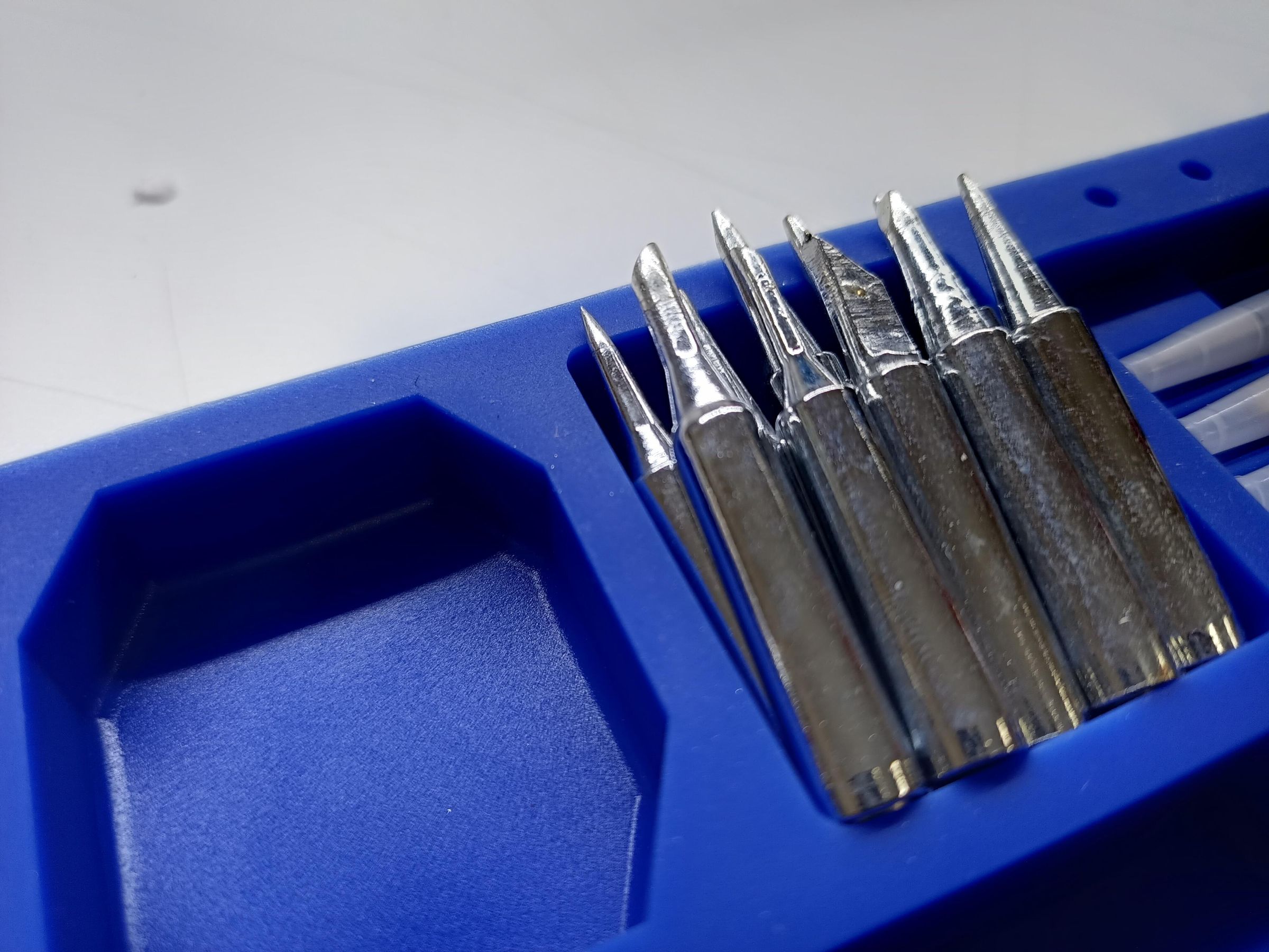 Basic Indoor Soldering Station Setup : 8 Steps (with Pictures ...
