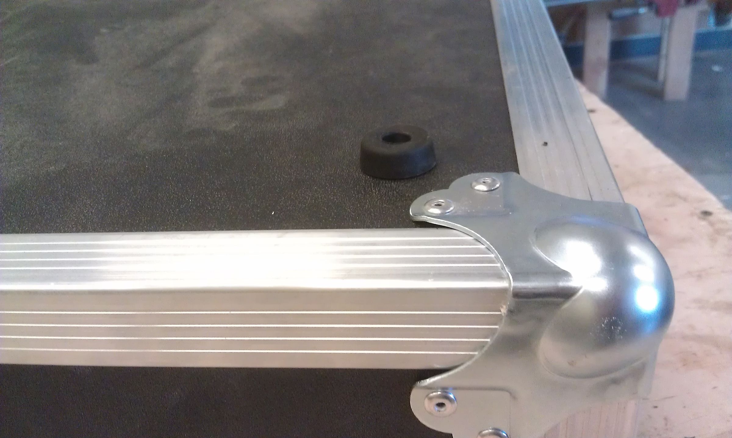 Road Case : 8 Steps - Instructables