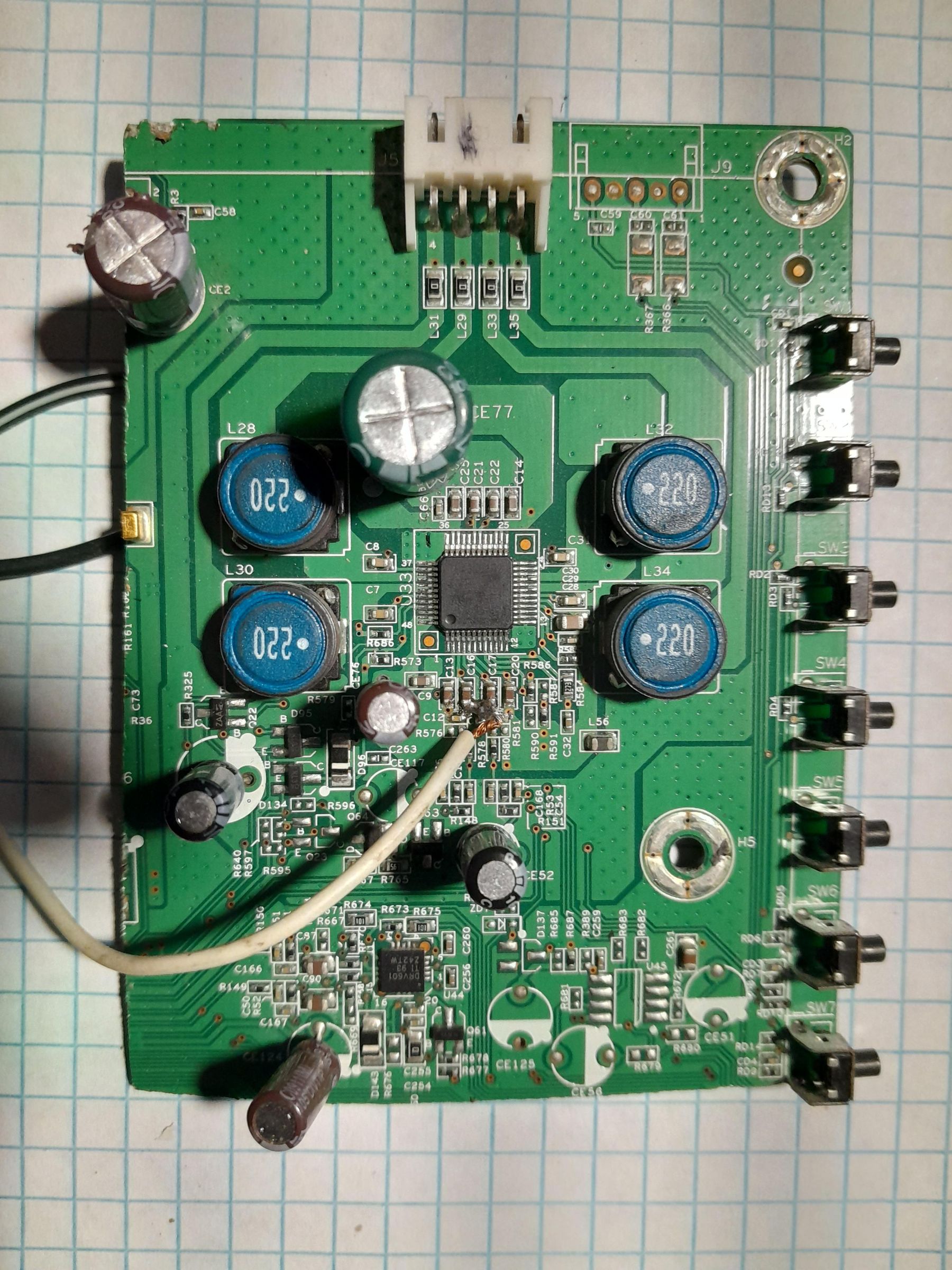 Sanyo CCB (Computer Control Bus) : 7 Steps - Instructables