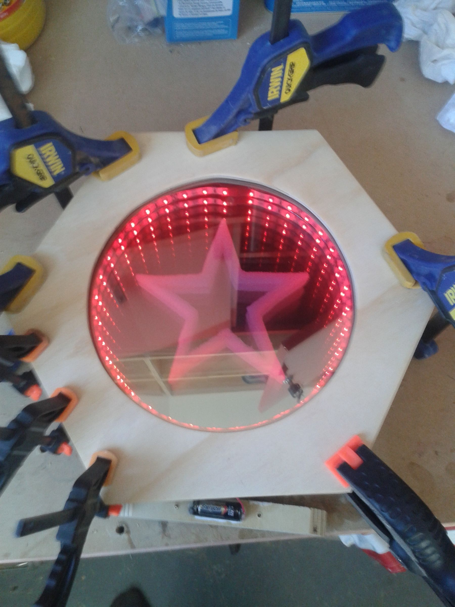 Beautiful Infinity Mirror (Perfect Present) : 10 Steps (with Pictures ...
