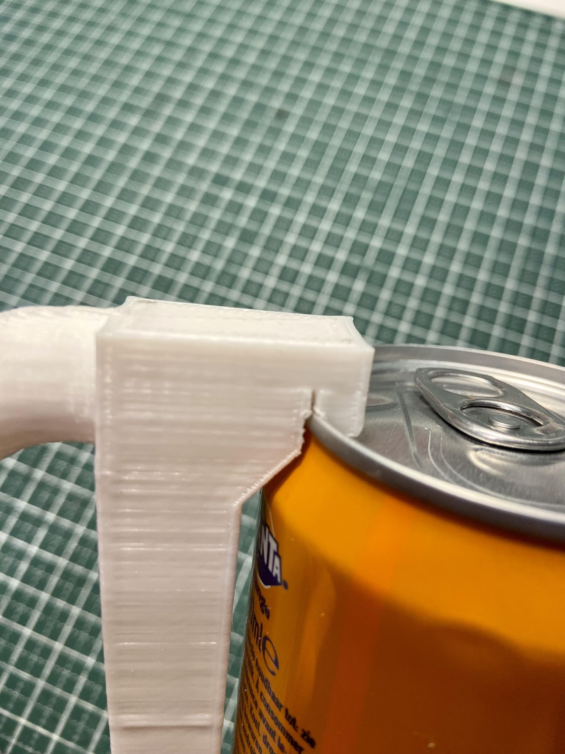 How to Make a Can Grip Handle : 5 Steps - Instructables