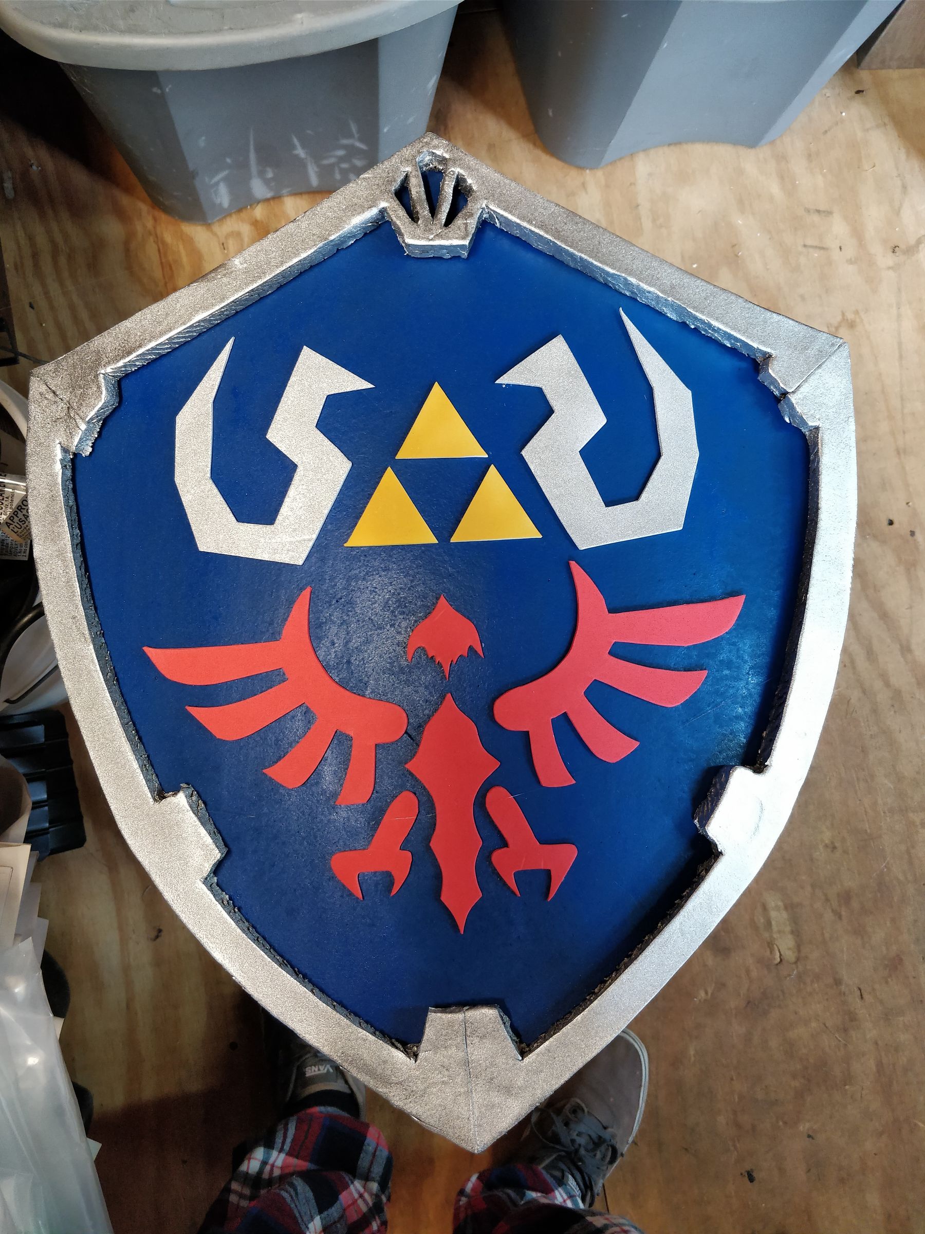 Legend of Zelda Hylian Shield : 7 Steps (with Pictures) - Instructables