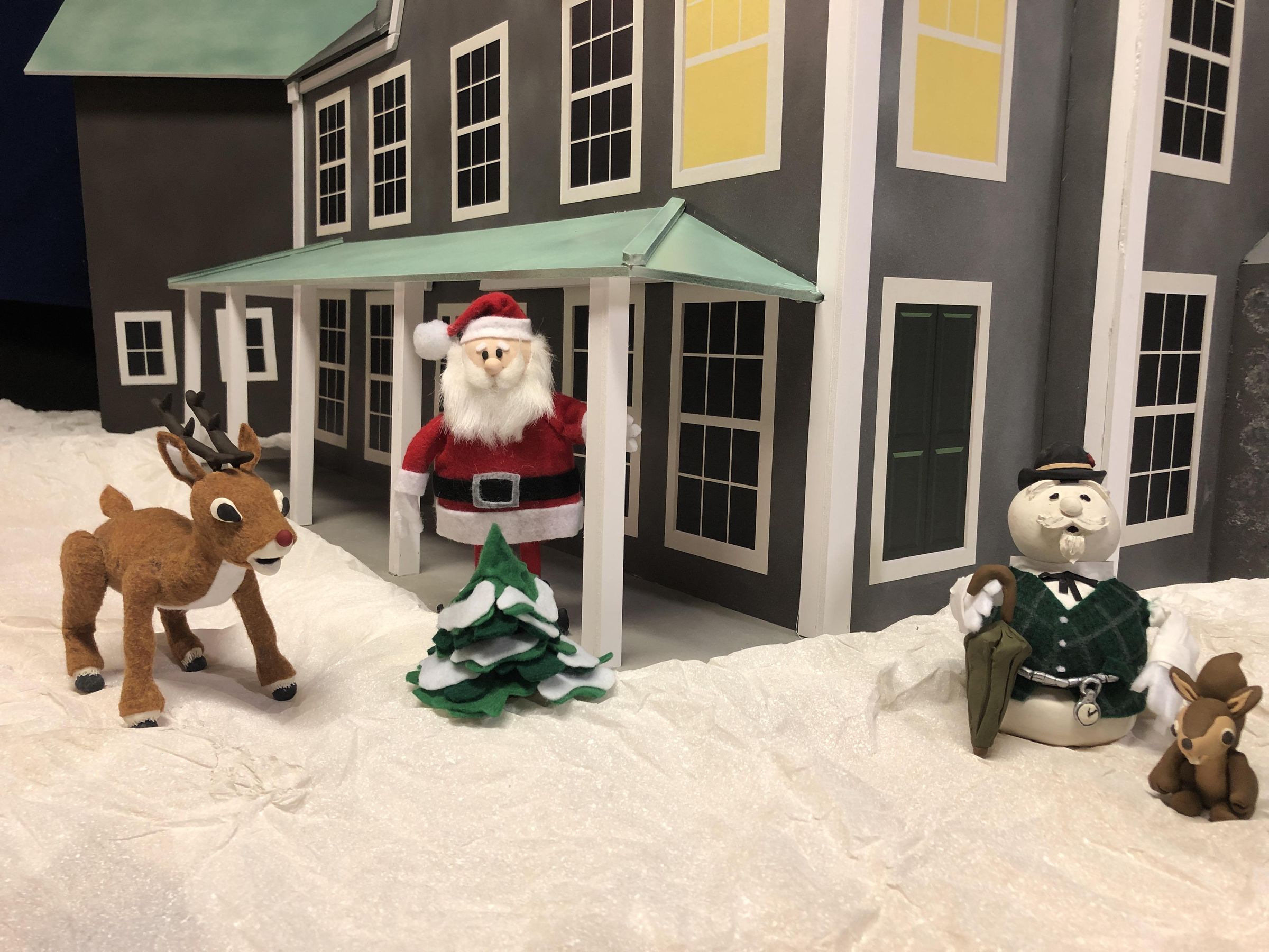 Creating Rudolph the Red Nosed Reindeer Figures for Christmas Card : 18 ...
