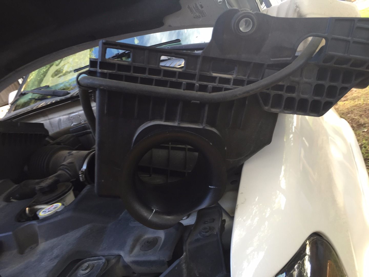 Gotts Air Intake Mod - Ford : 9 Steps - Instructables