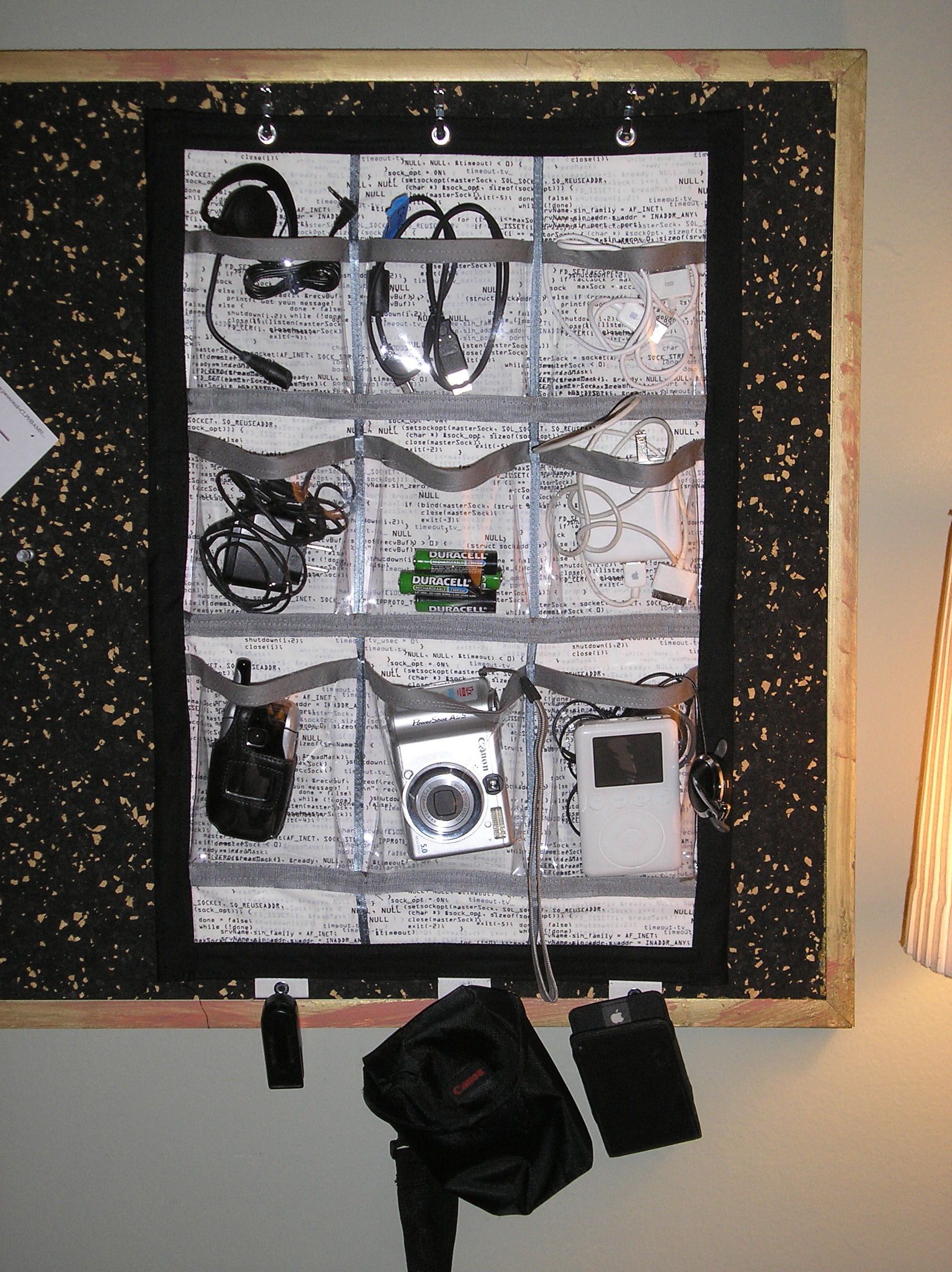 USB Electronics Organizer - Sew Useful : 17 Steps - Instructables