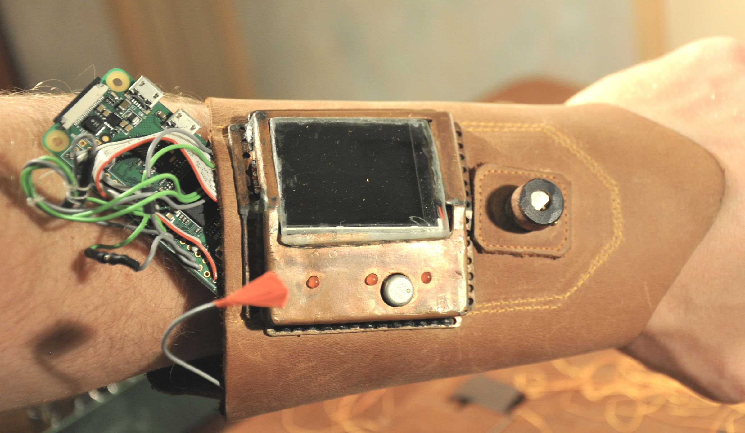 Making My Smart Gantlet : 9 Steps (with Pictures) - Instructables