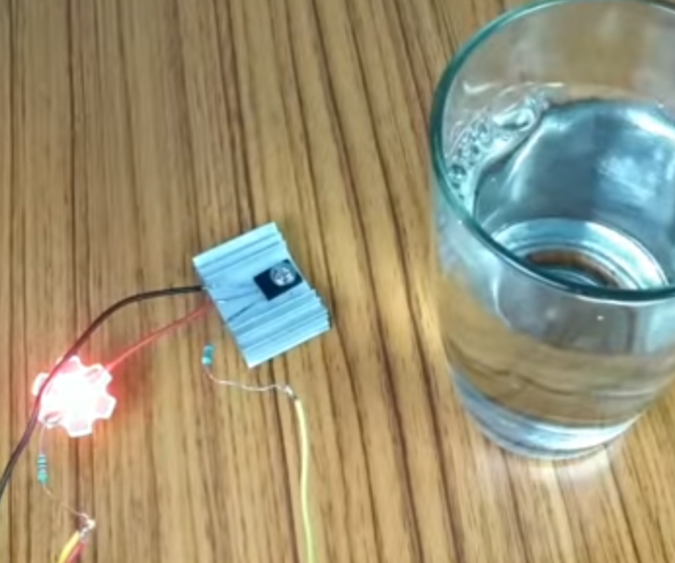 Water Level Switch Using D882 : 7 Steps - Instructables
