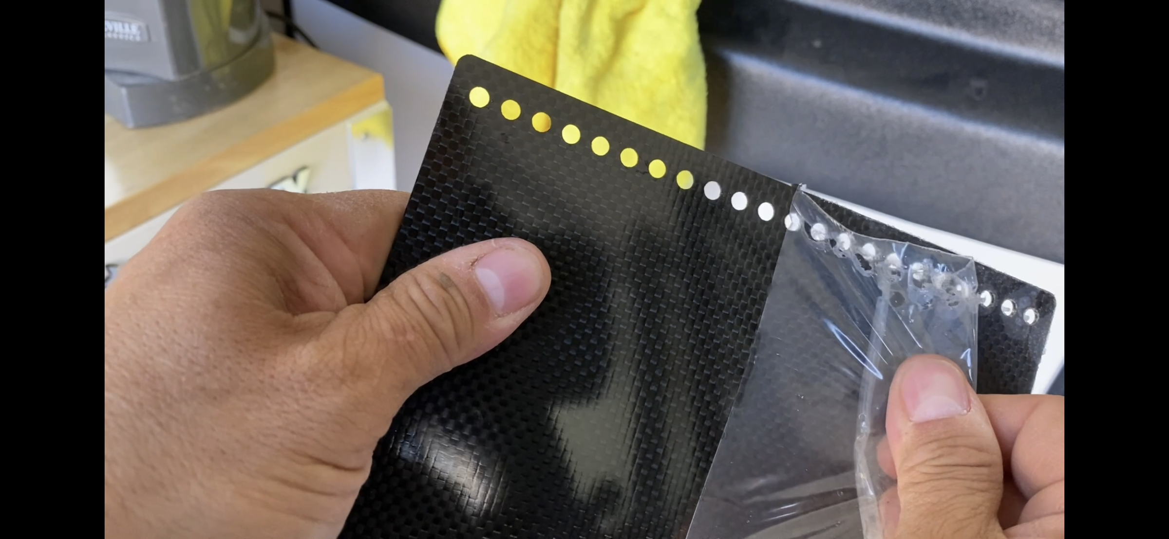Carbon Fiber Notebook Cover : 7 Steps (with Pictures) - Instructables