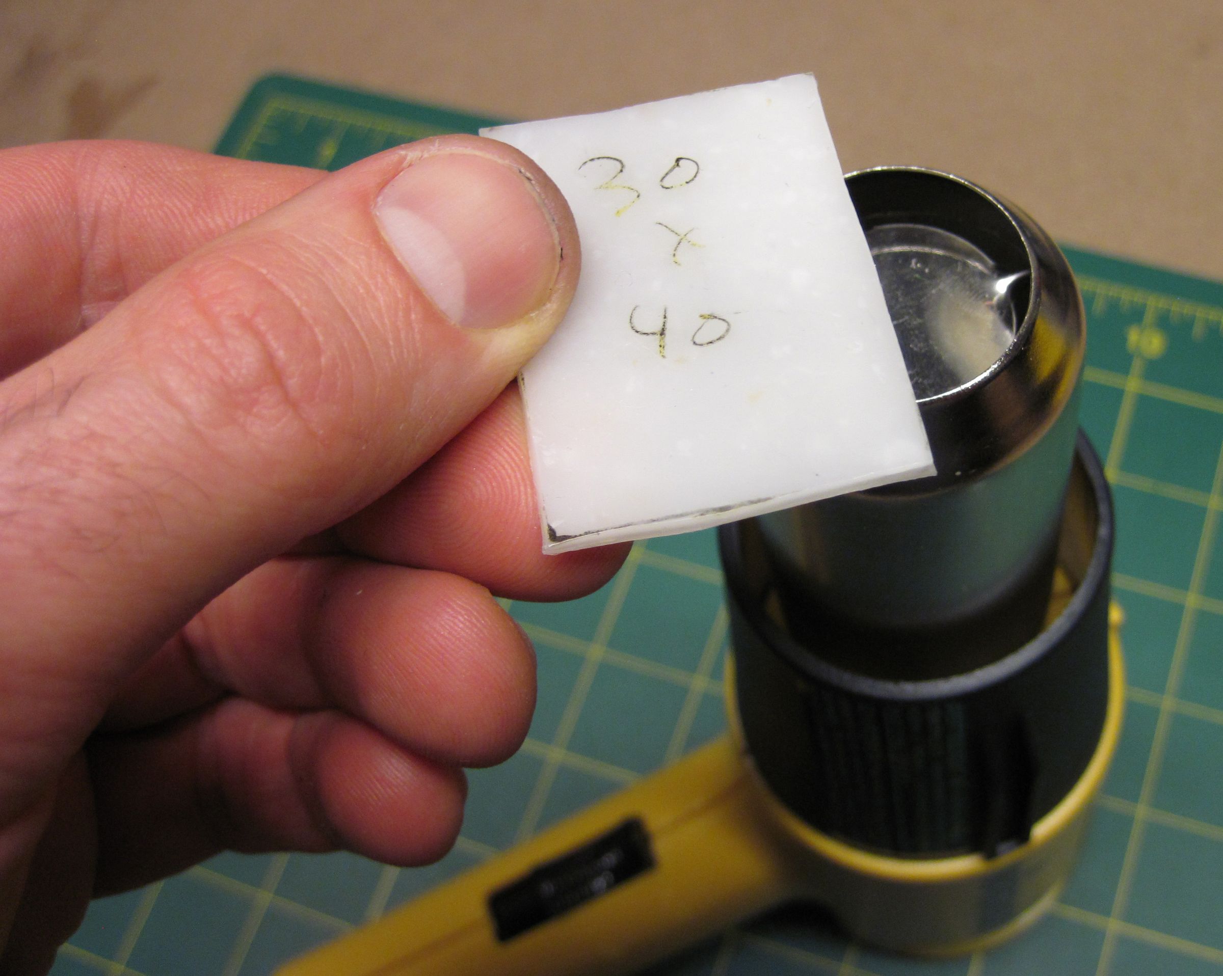 Custom Thermoplastic Battery Holder. : 6 Steps - Instructables