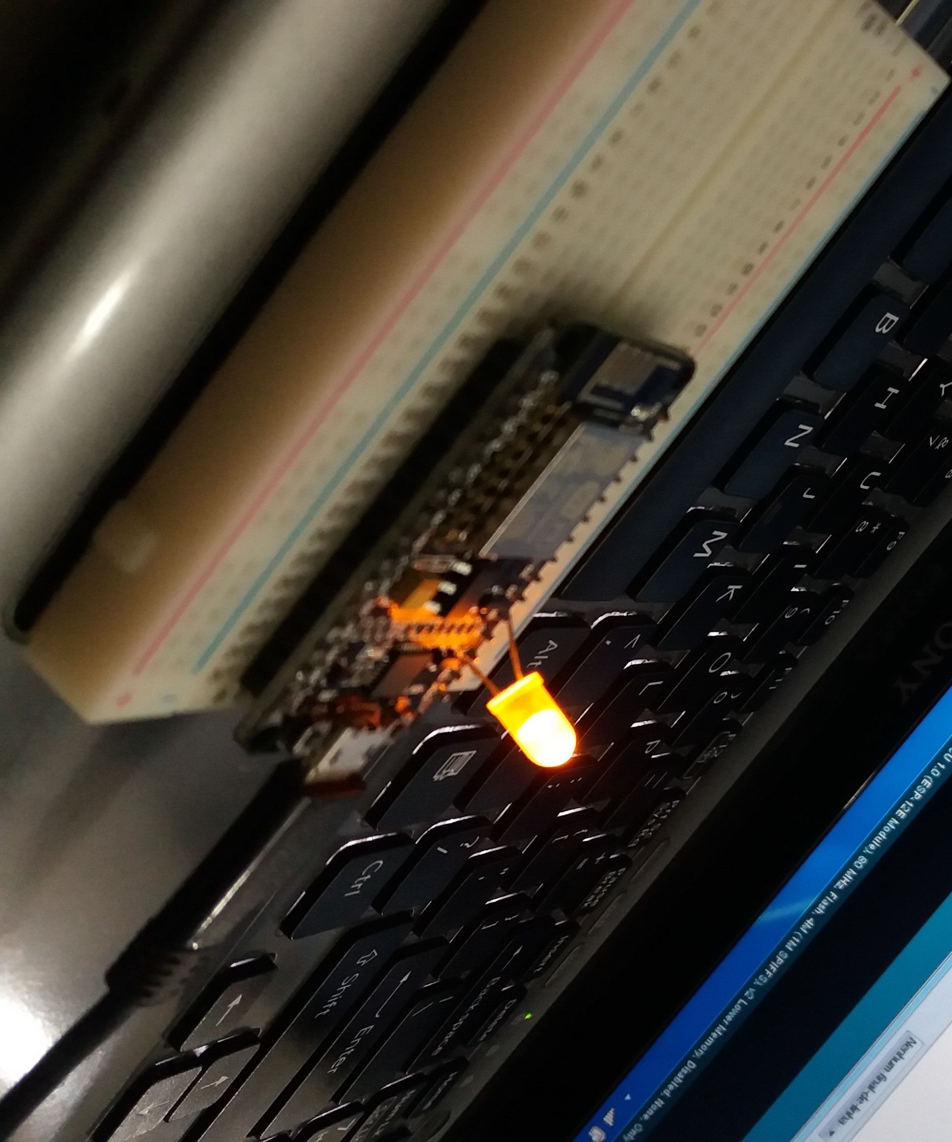 NodeMCU [Episode 1] Say Hello World But Never Goodbye !!! : 8 Steps ...