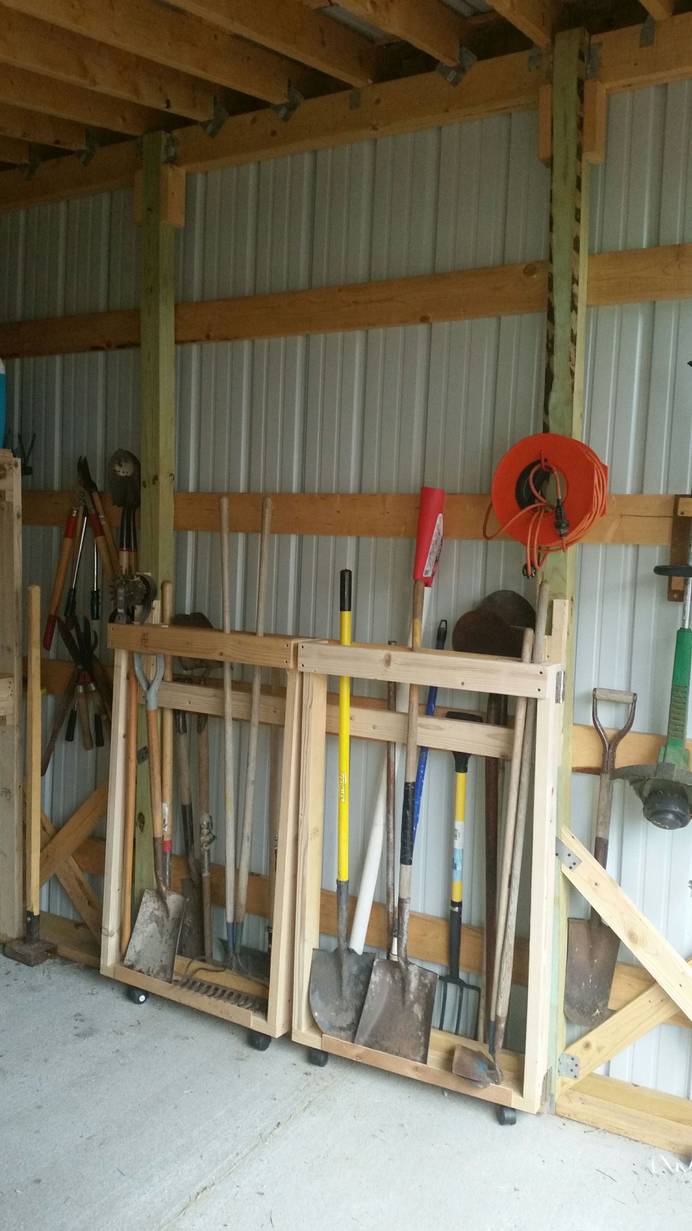 Long Handled Swinging Tool Rack : 7 Steps (with Pictures) - Instructables
