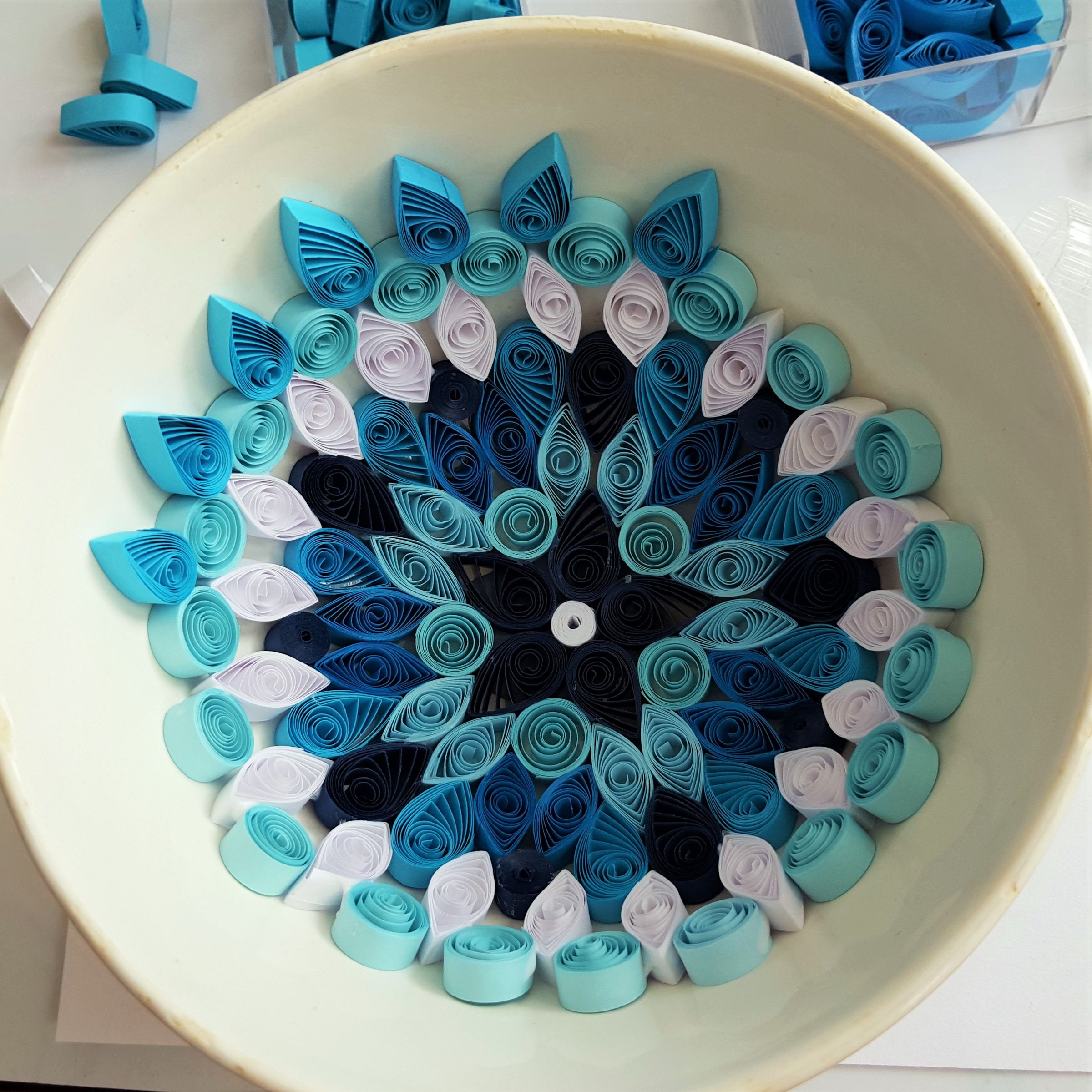 How It Is Made: Quilled Paper Bowl : 4 Steps (with Pictures ...