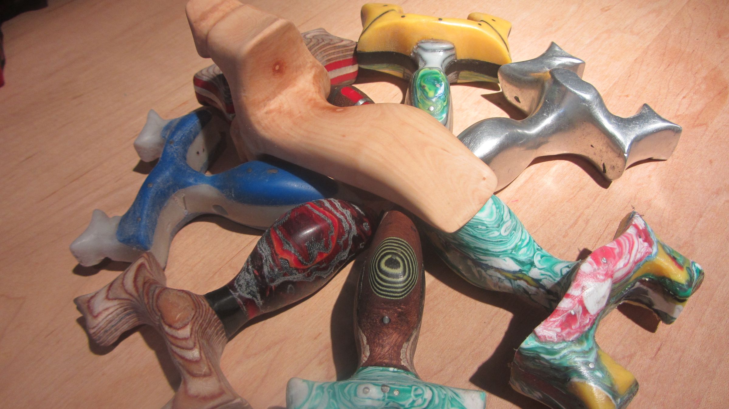 How to Carve a Beautiful Slingshot From a Tree Branch - Instructables