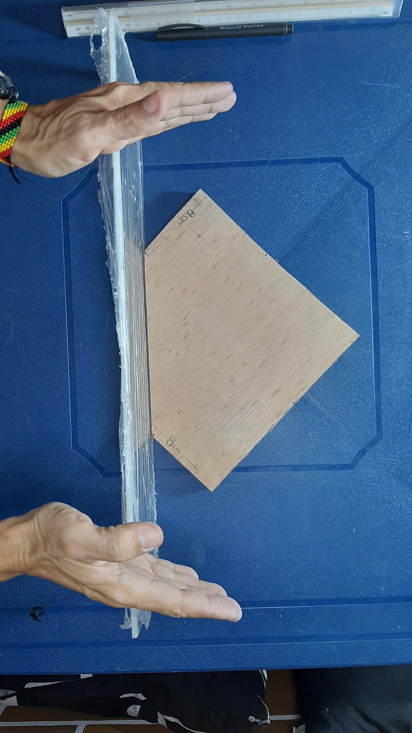 FUTURISTIC CORNER STAND : 10 Steps (with Pictures) - Instructables