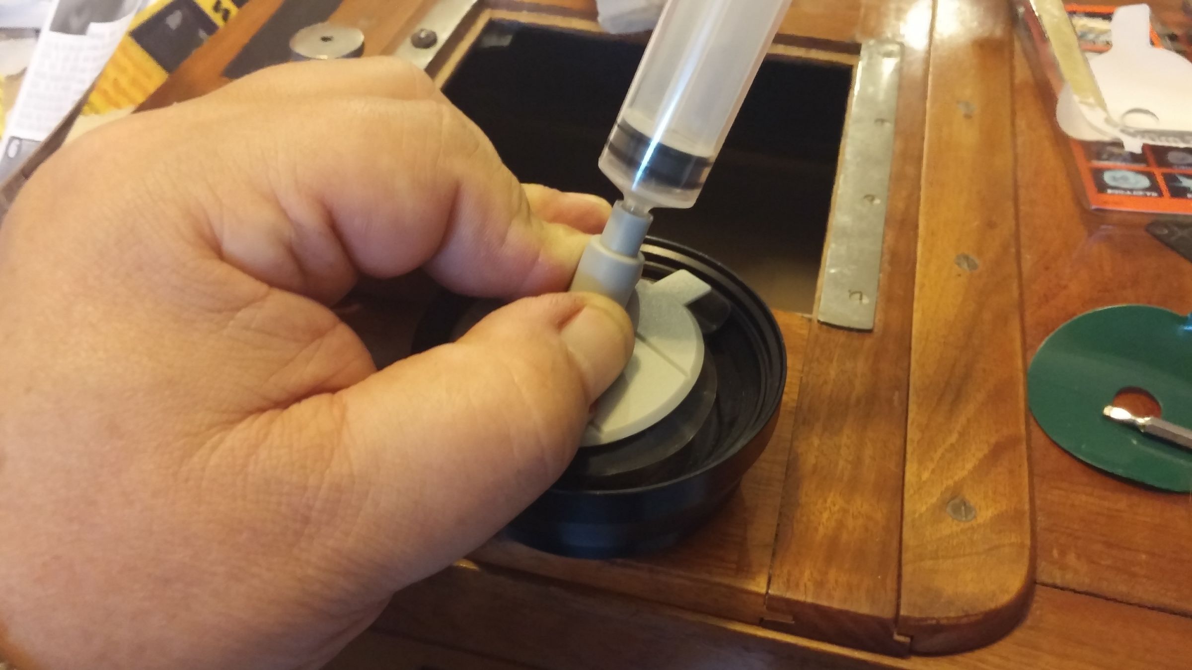 Fixing the Dreaded Scratch on Rear Element of a Lens : 7 Steps (with ...