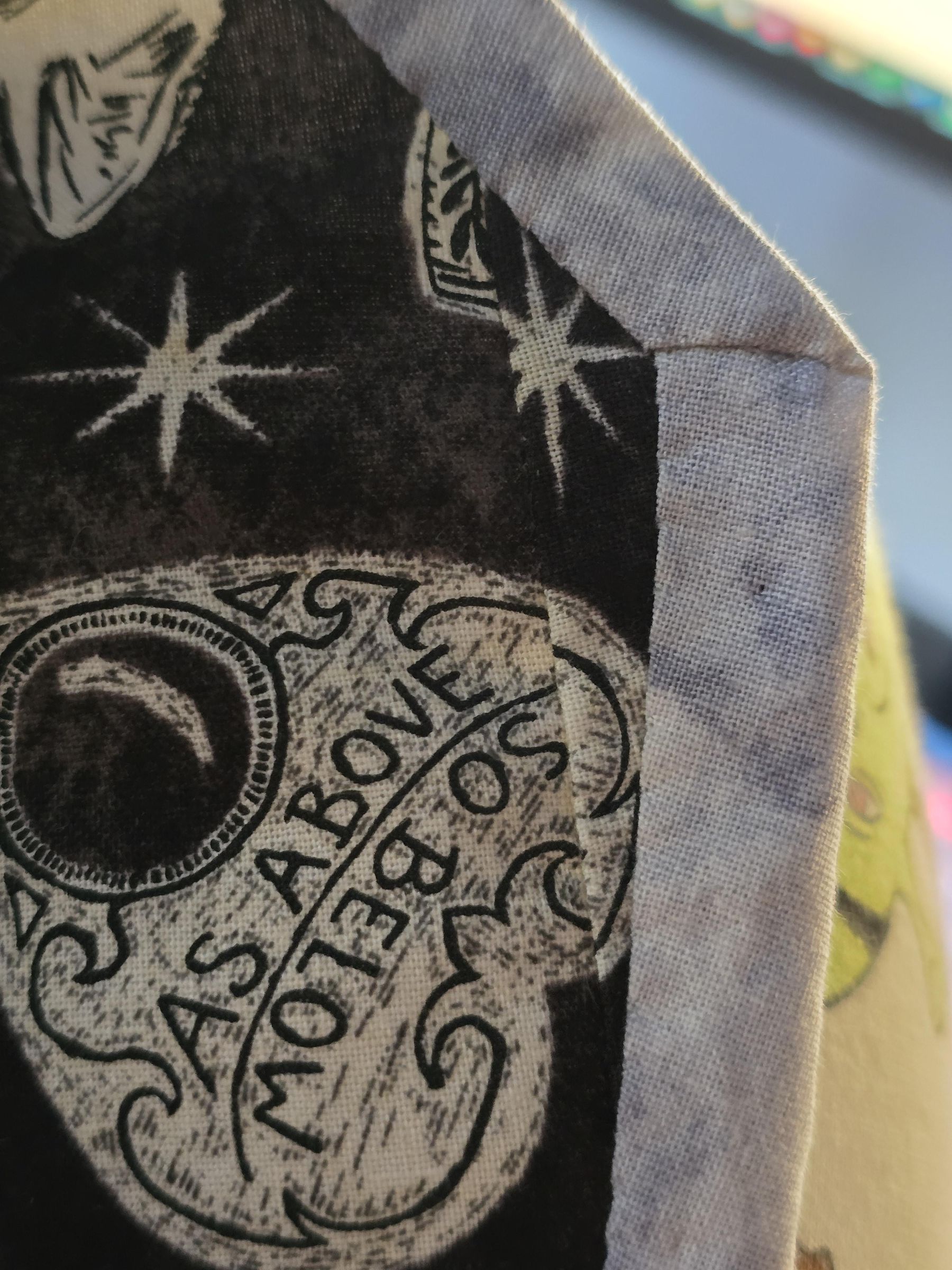 Hand Sewn Coffin Shaped Quilt-As-You-Go King Size Quilt : 10 Steps ...