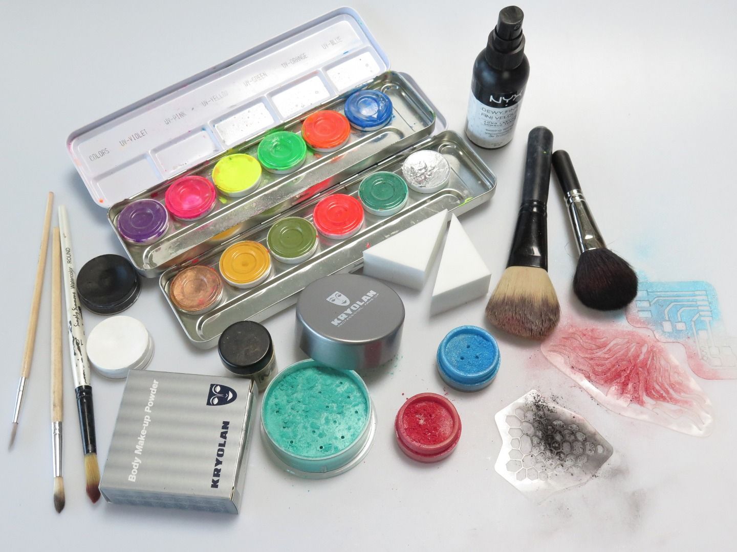 DIY Makeup Stencils : 6 Steps (with Pictures) - Instructables