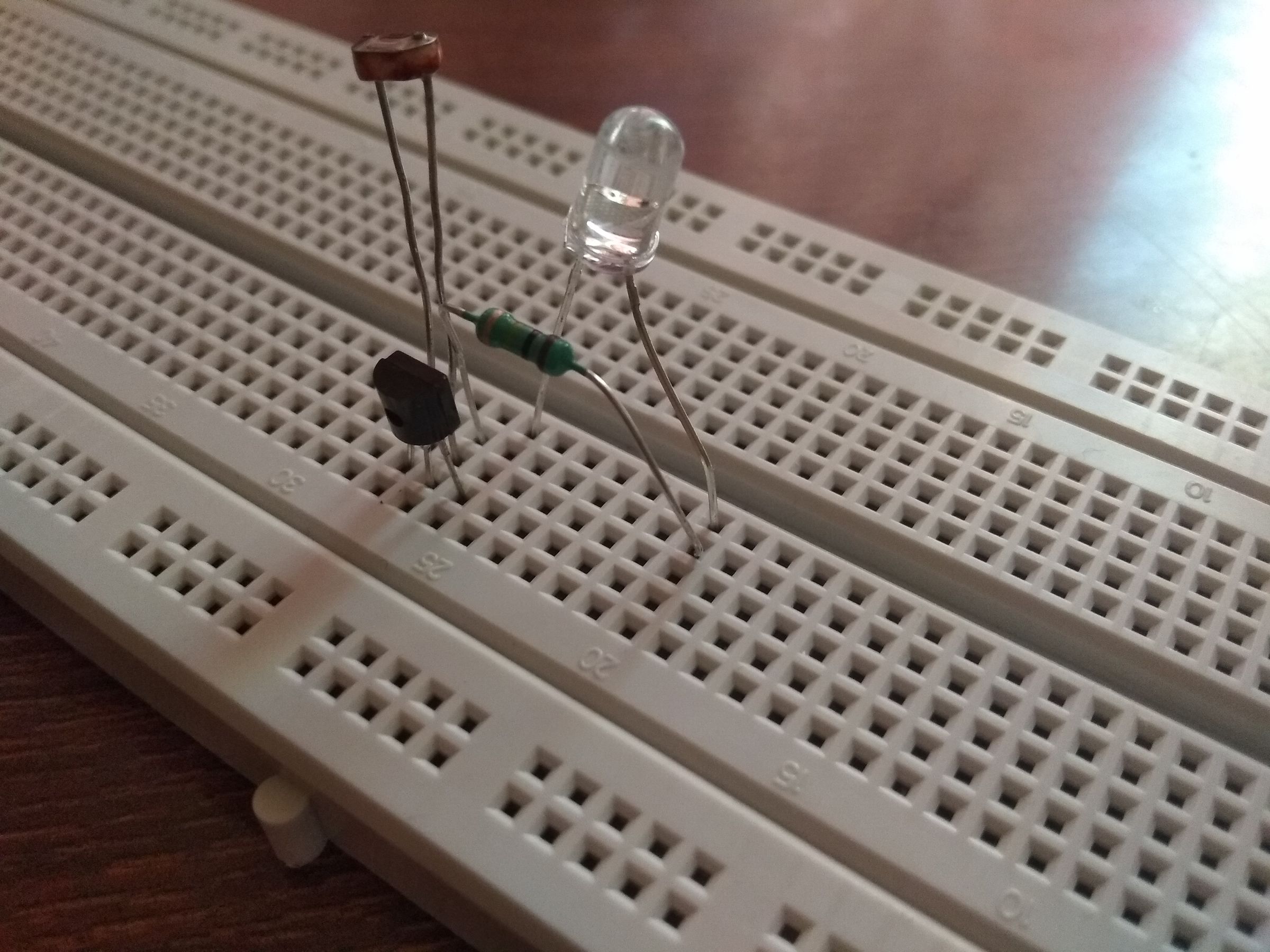 How to Make a Dark Sensor on a Breadboard : 5 Steps - Instructables