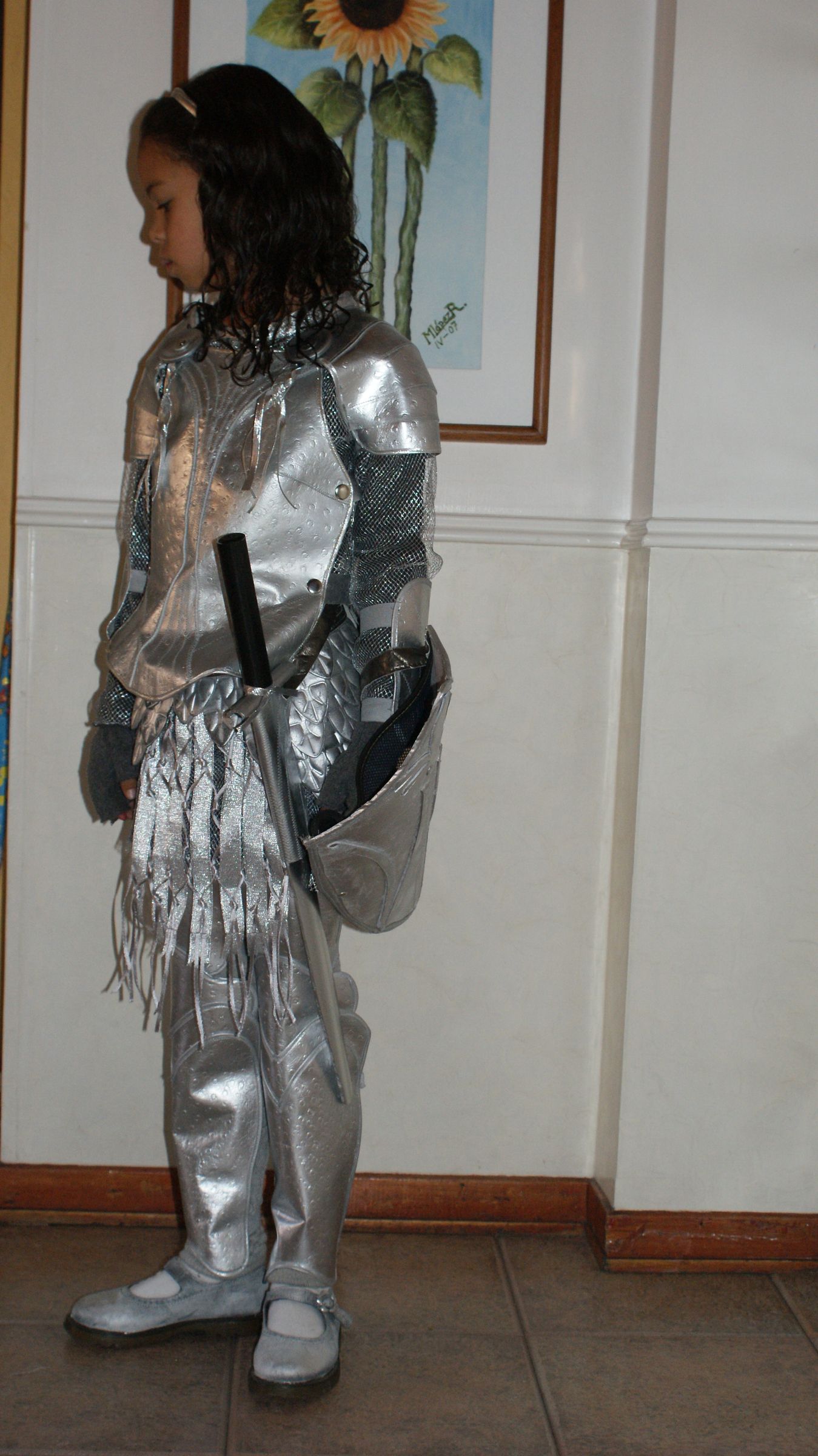 Alice in Wonderland Costume - Armor Medieval : 6 Steps (with Pictures ...