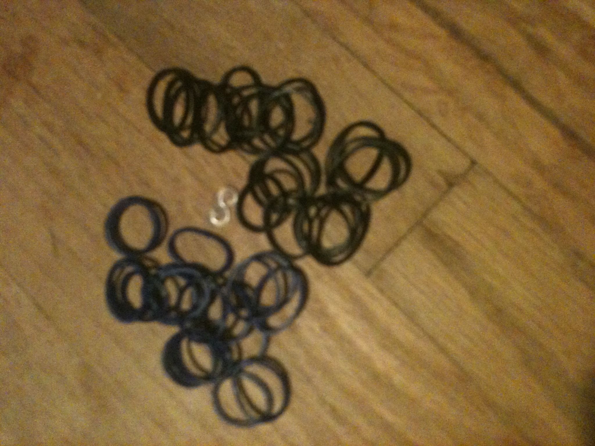 How to Make Rubber Band Bracelets : 6 Steps - Instructables