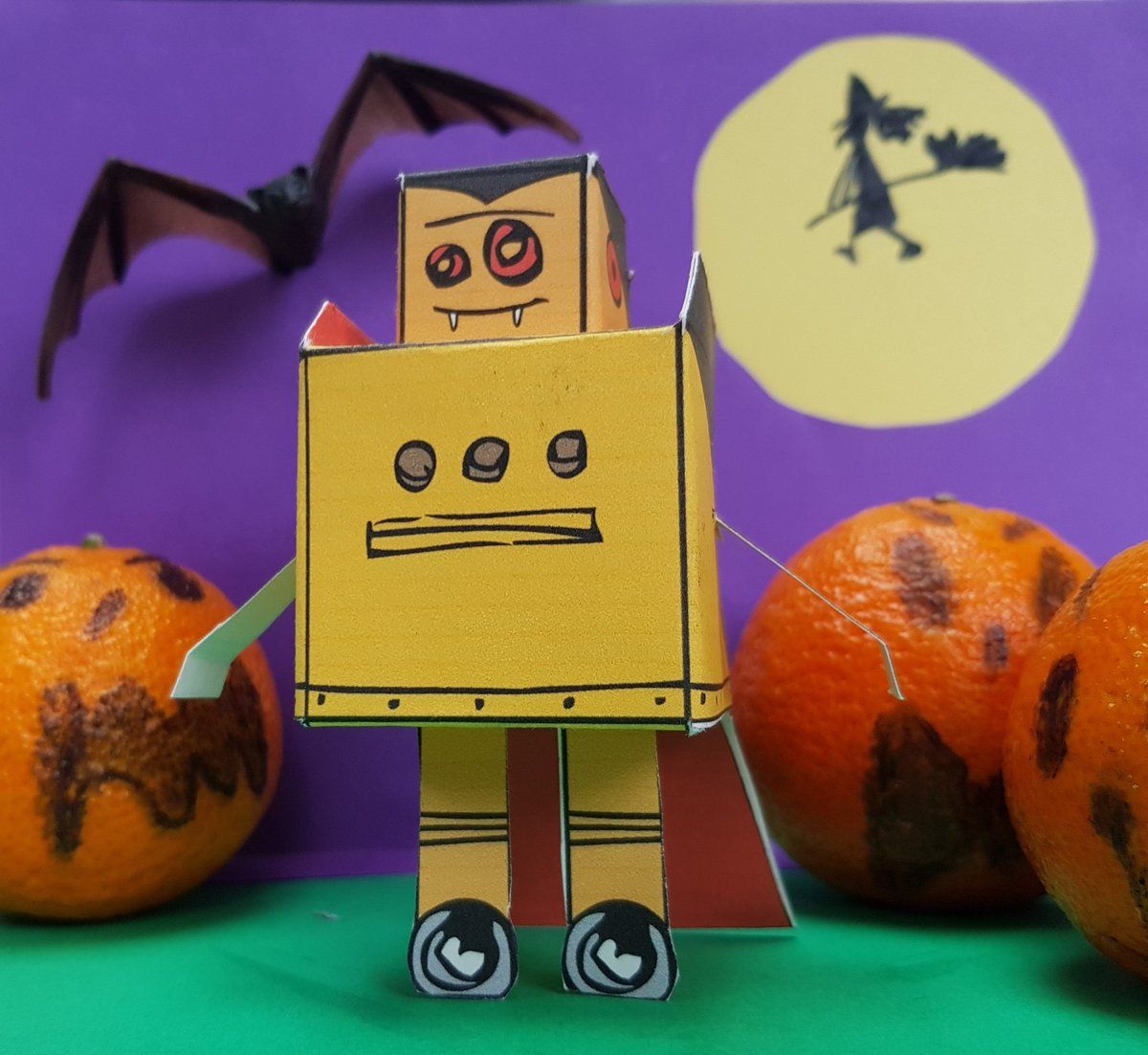 Vampire Robot Papercraft : 13 Steps (with Pictures) - Instructables