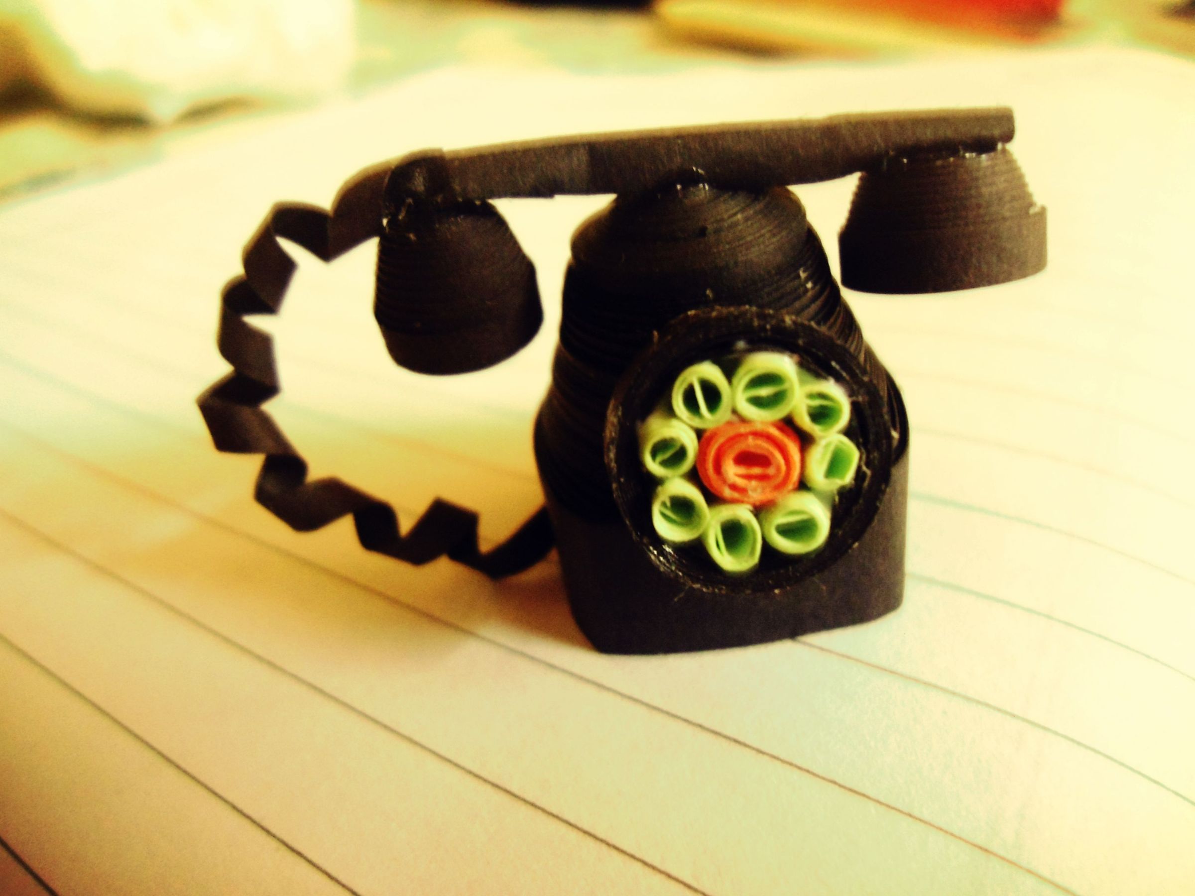 Quilled Vintage Telephone Keychain : 7 Steps - Instructables