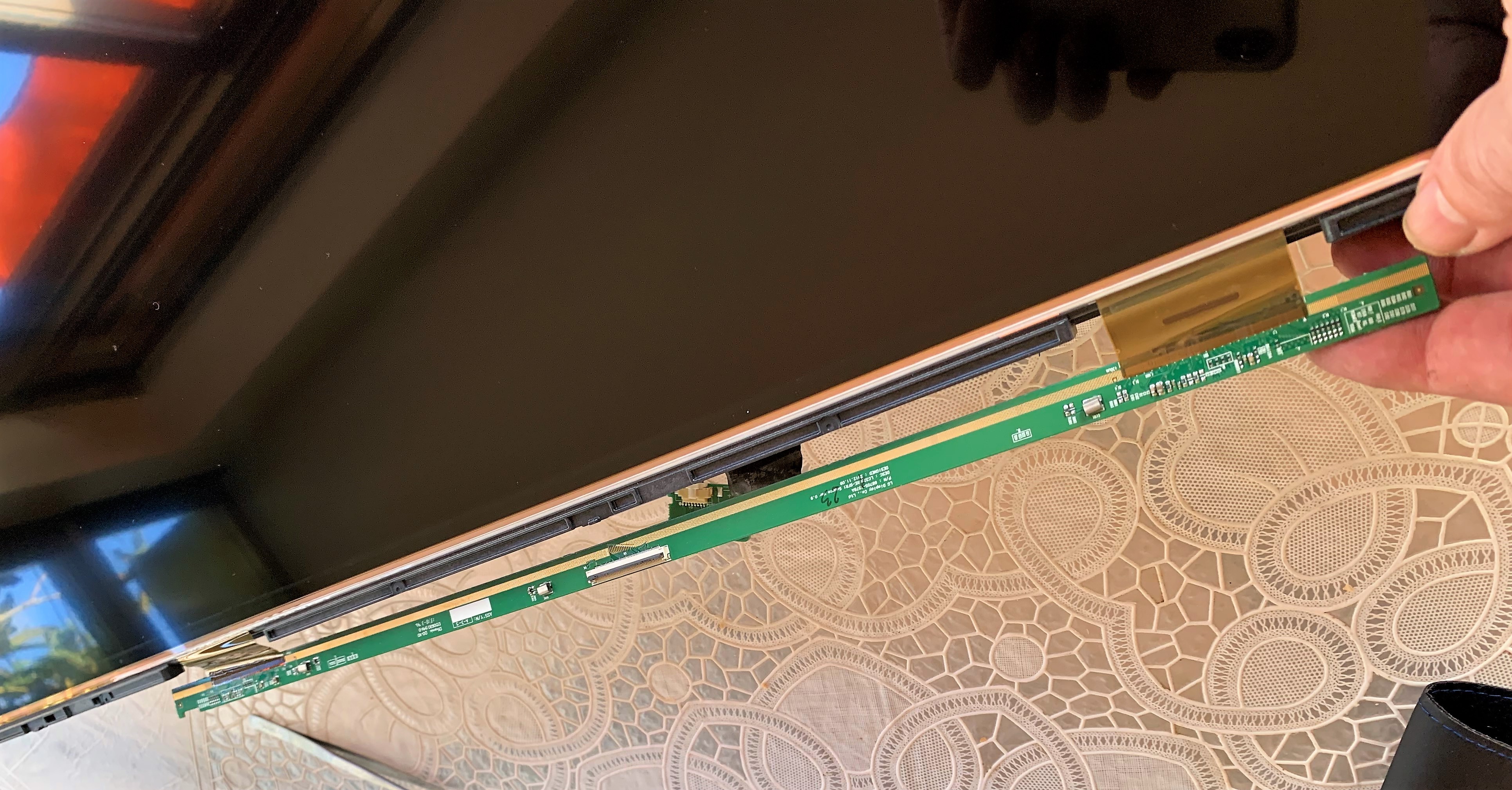 LG 32 TV Repair (Led Strips Change) : 5 Steps (with Pictures ...