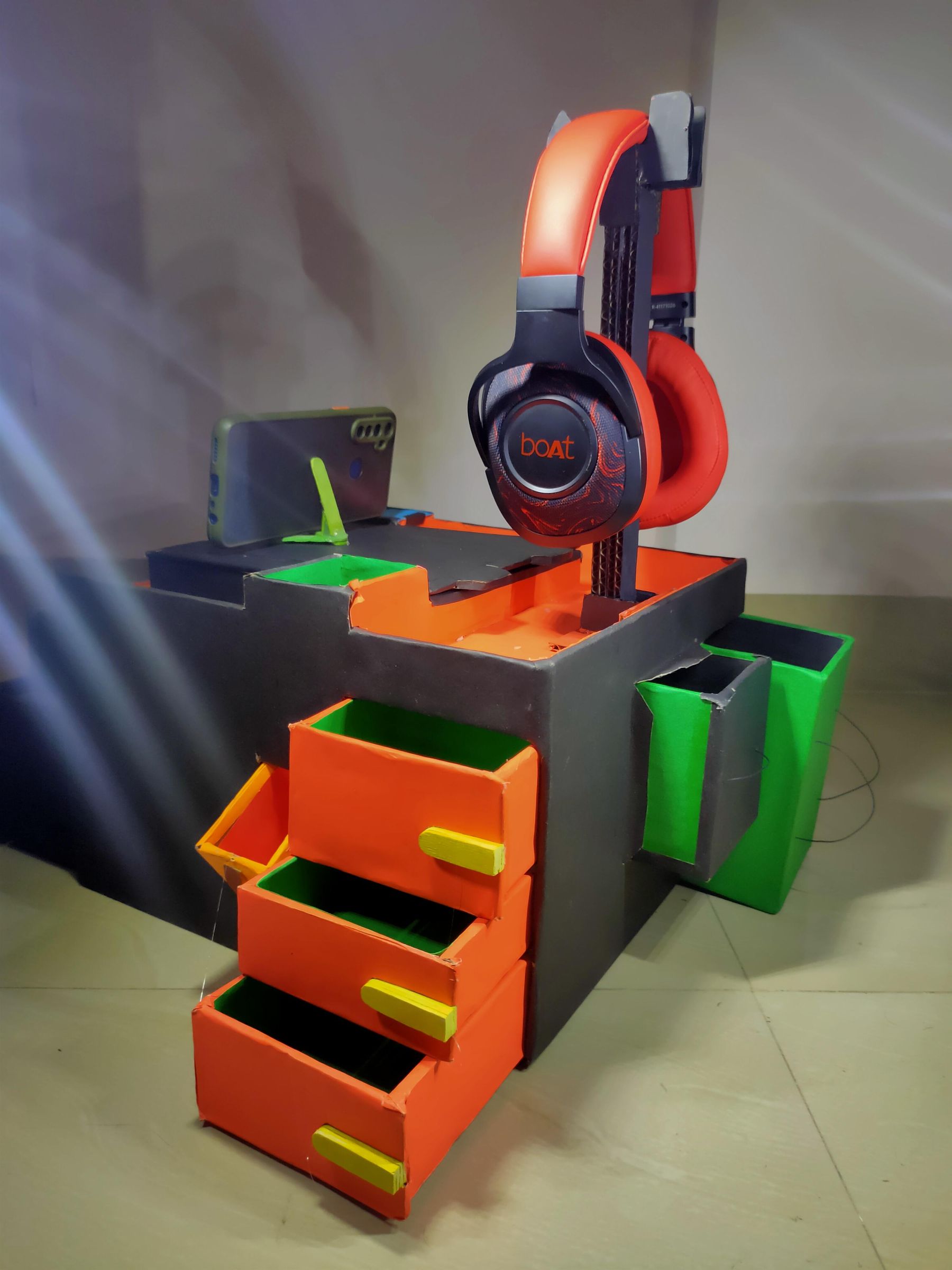 CARDBOARD COMPLEX : 15 Steps (with Pictures) - Instructables