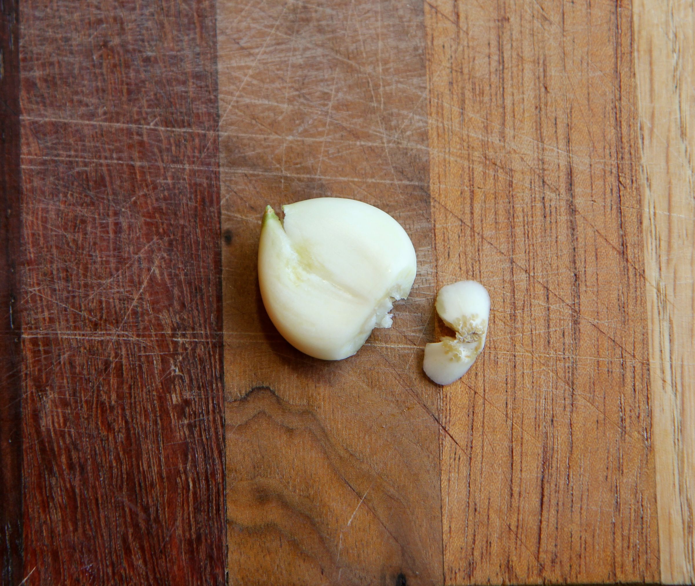 How to Chop Garlic : 8 Steps (with Pictures) - Instructables