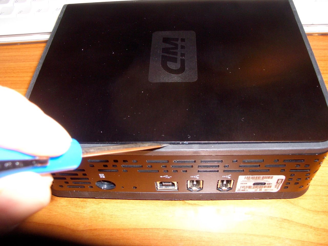 How to Open a Western Digital MyBook USB Drive. : 7 Steps - Instructables