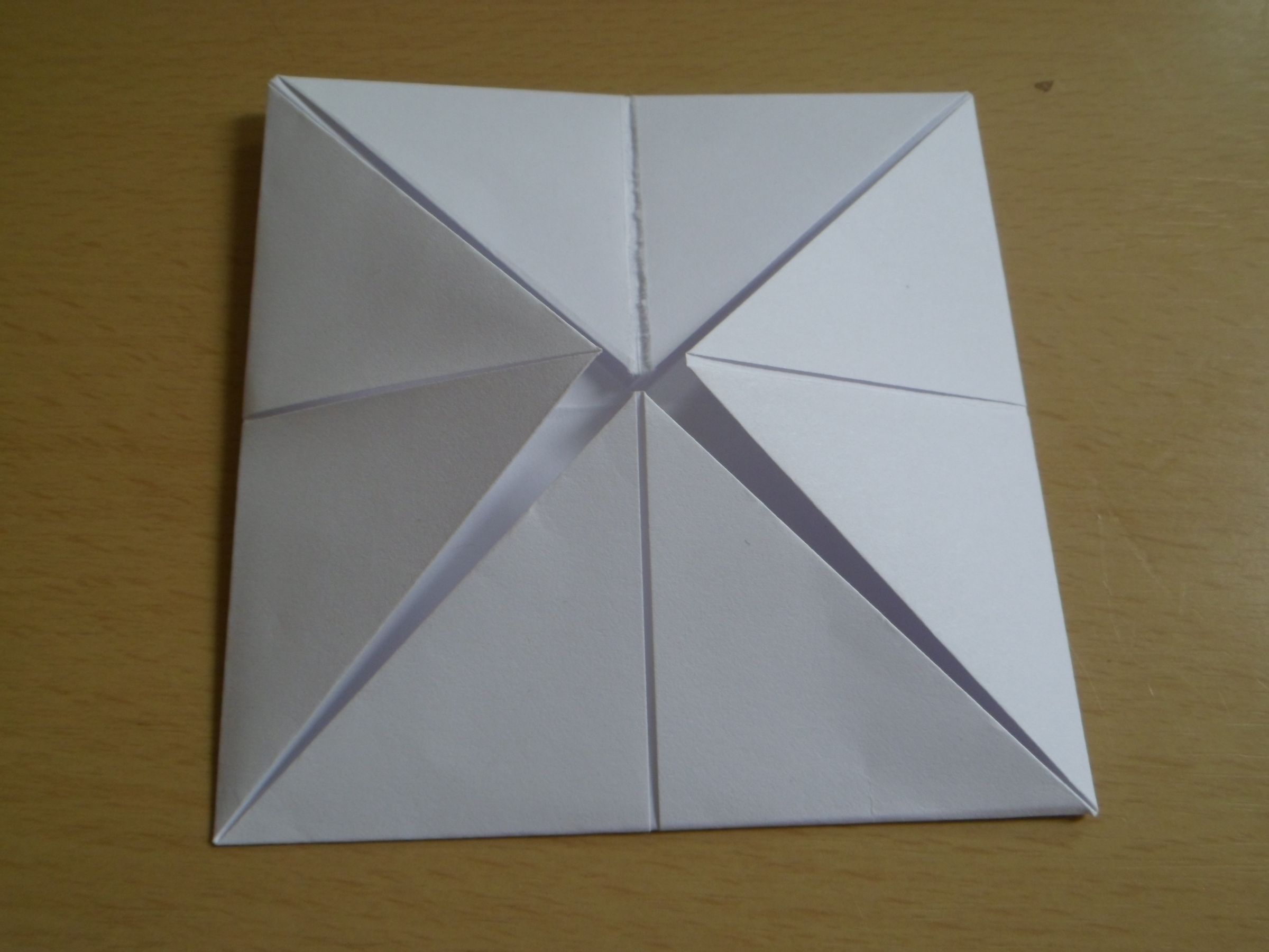 Origami Robo : 8 Steps - Instructables