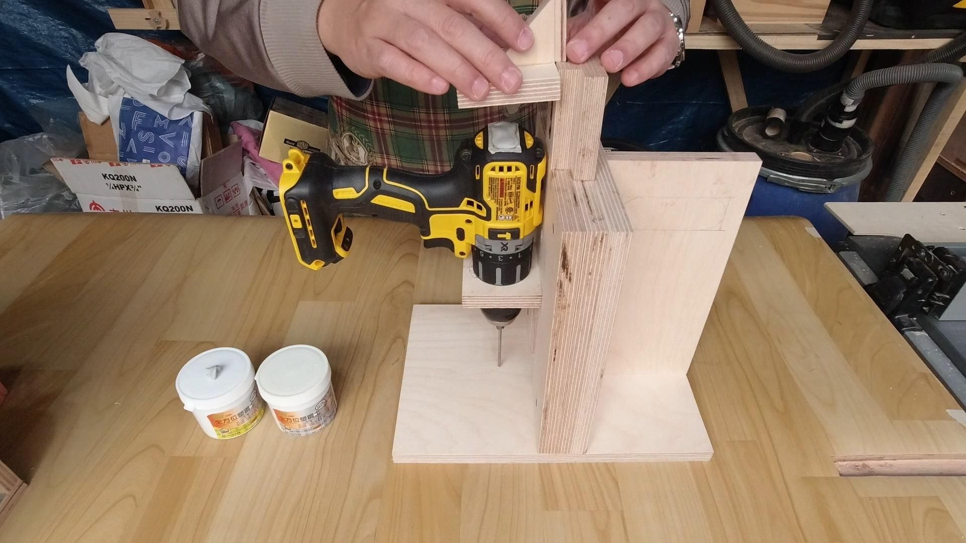 DIY Drill Guide : 5 Steps - Instructables