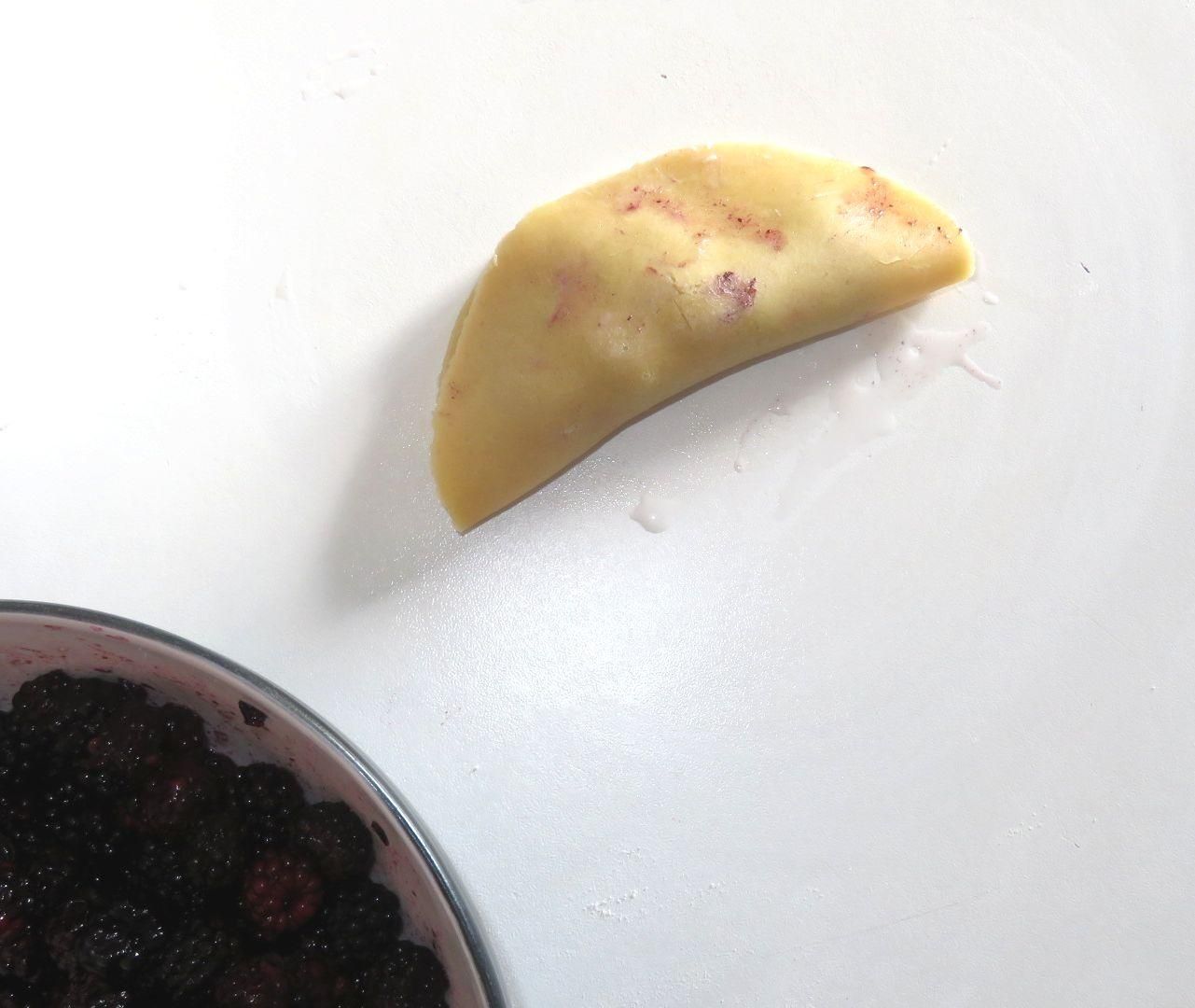 Foraged Fruit Parcels : 5 Steps (with Pictures) - Instructables