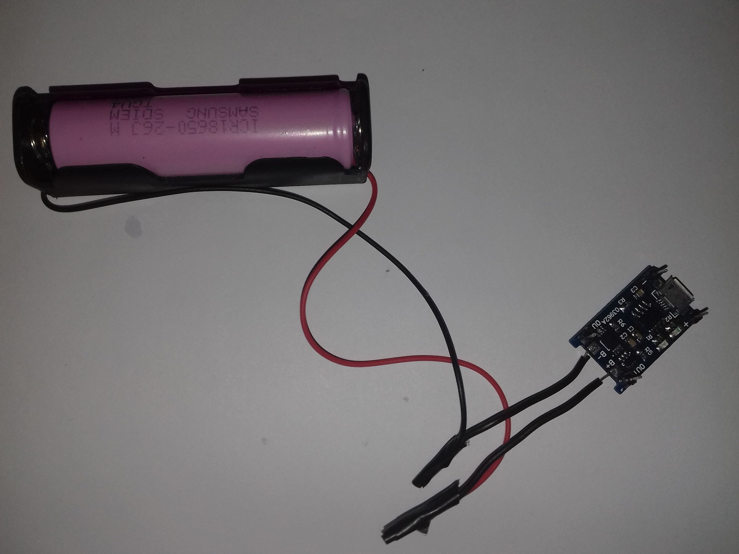 Solar Powered Charger for 18650 Lithium Ion Cells : 4 Steps - Instructables