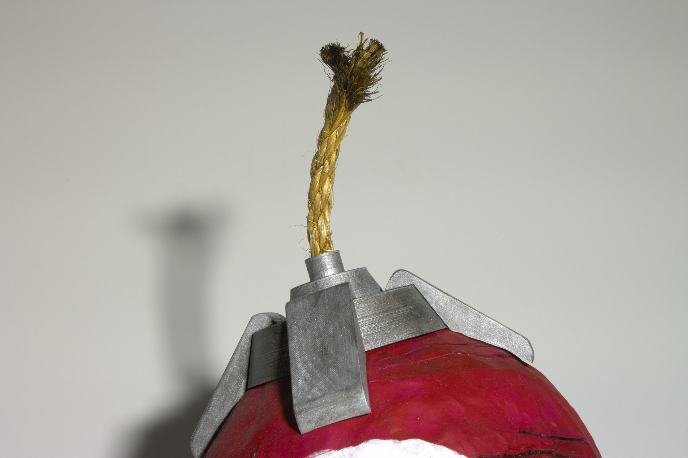 League of Legends: Ziggs Bomb Prop - Instructables