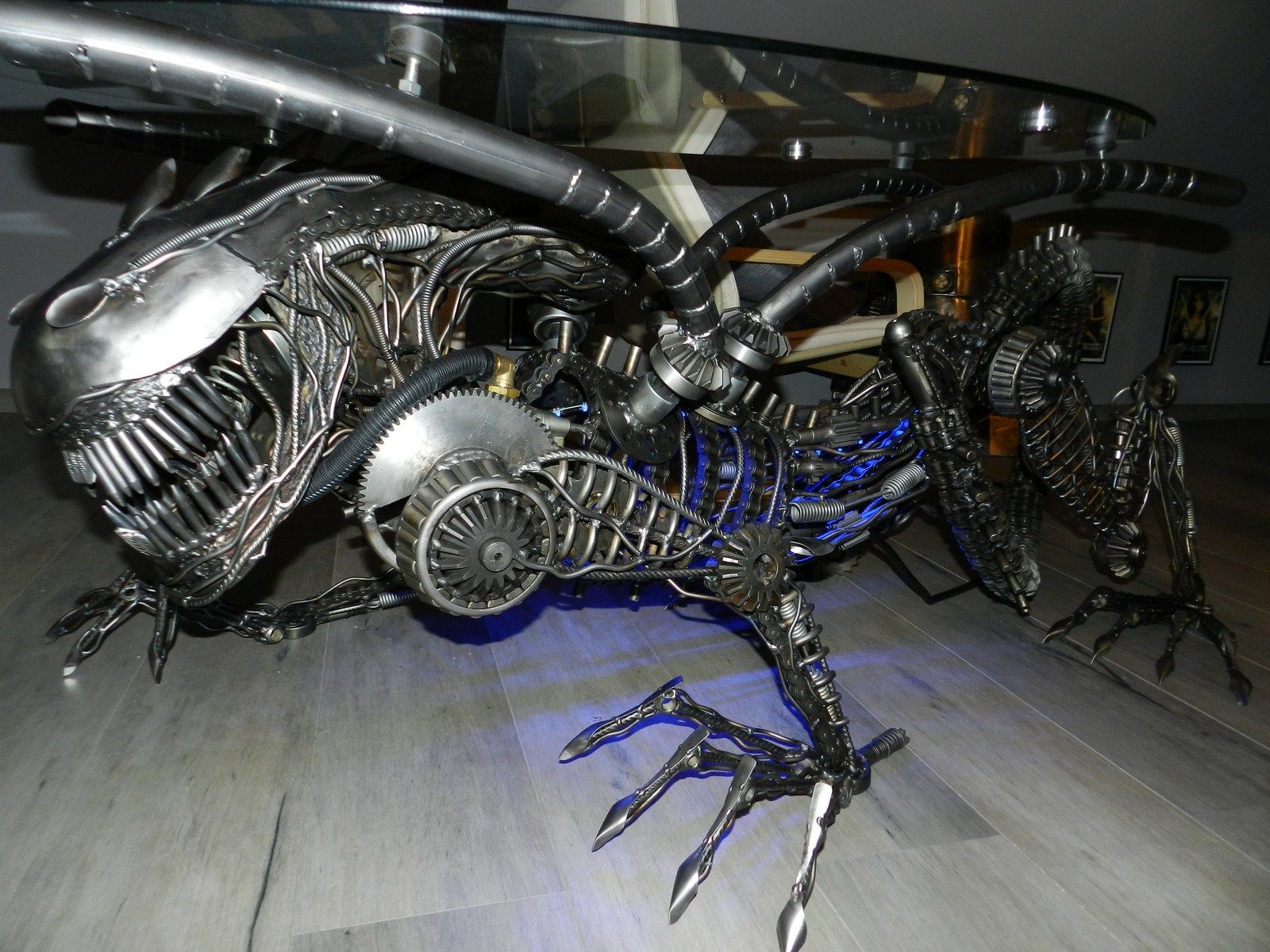 Alien Table Basse - Instructables