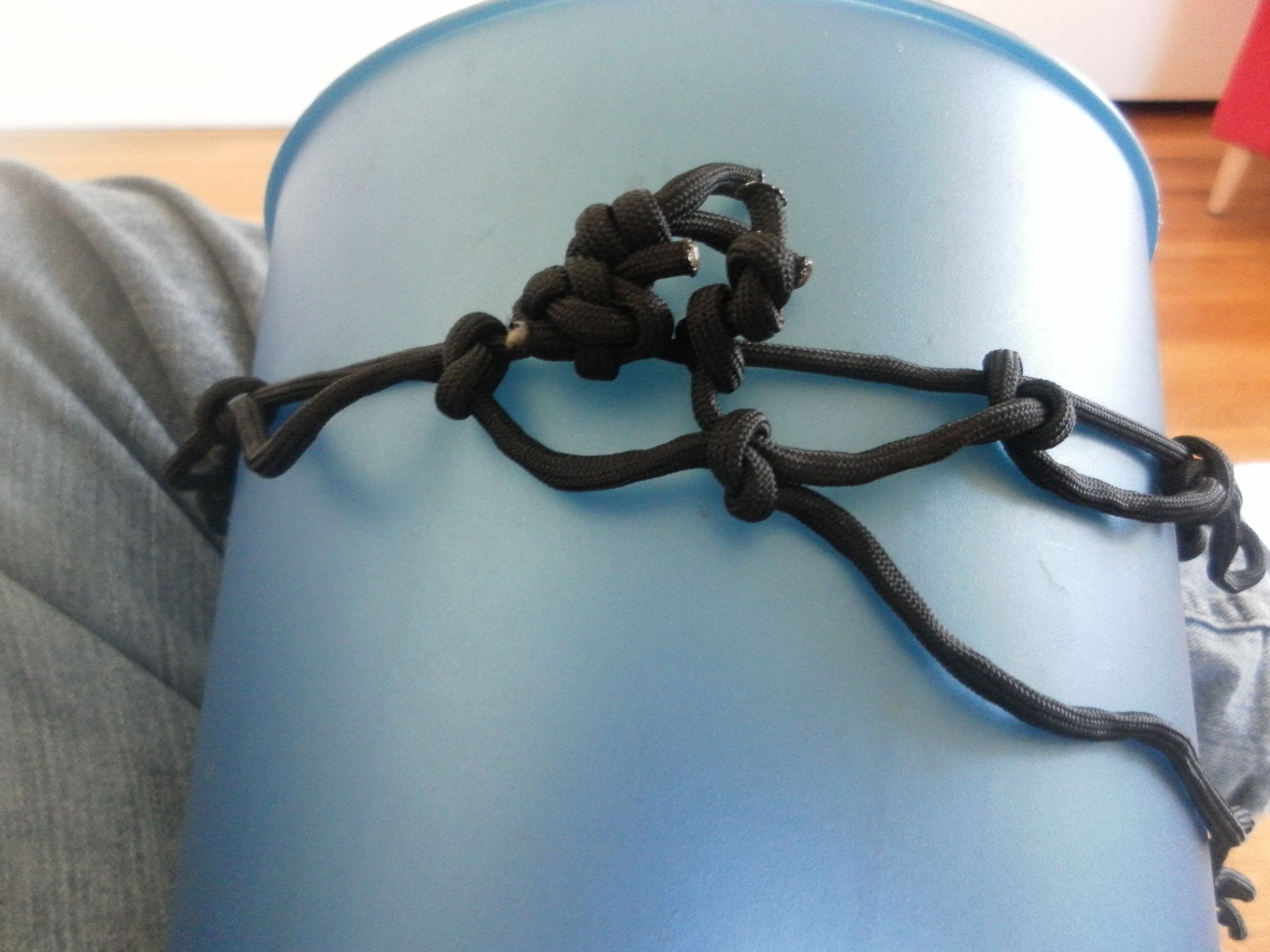 Easy Paracord Drawstring Pouch! : 6 Steps (with Pictures) - Instructables