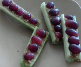 Ants on a Log With DIY Peanut Butter : 5 Steps - Instructables