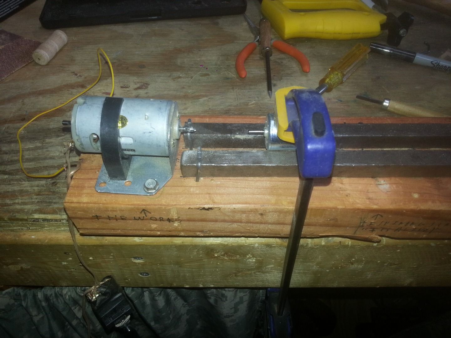 The Mini Desktop Lathe : 5 Steps - Instructables