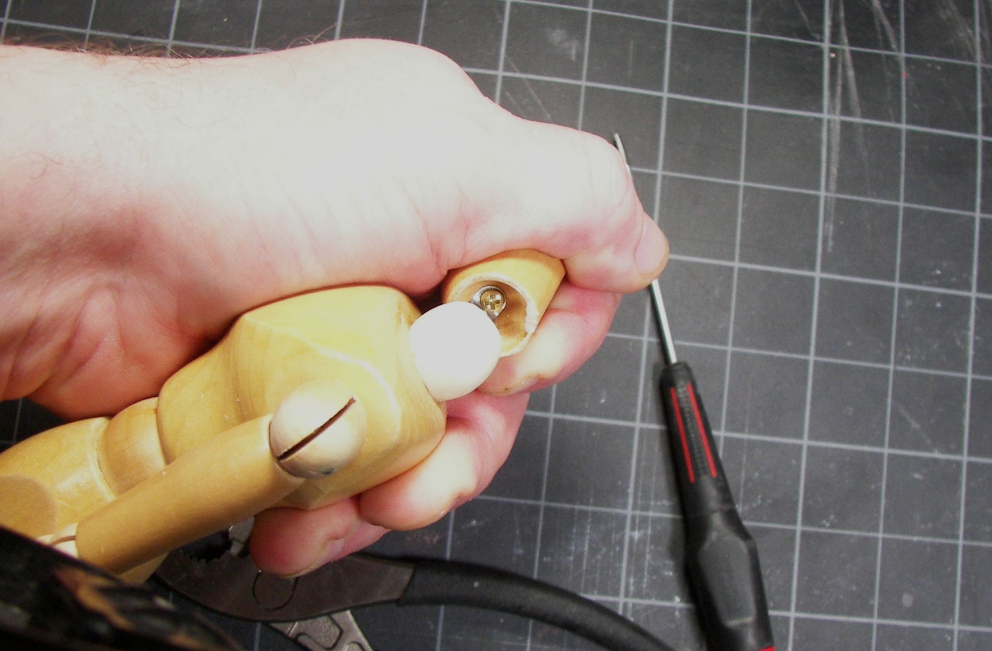 Wood Manikin Figure Lamp With IPad - a DIY Tutorial : 10 Steps (with ...