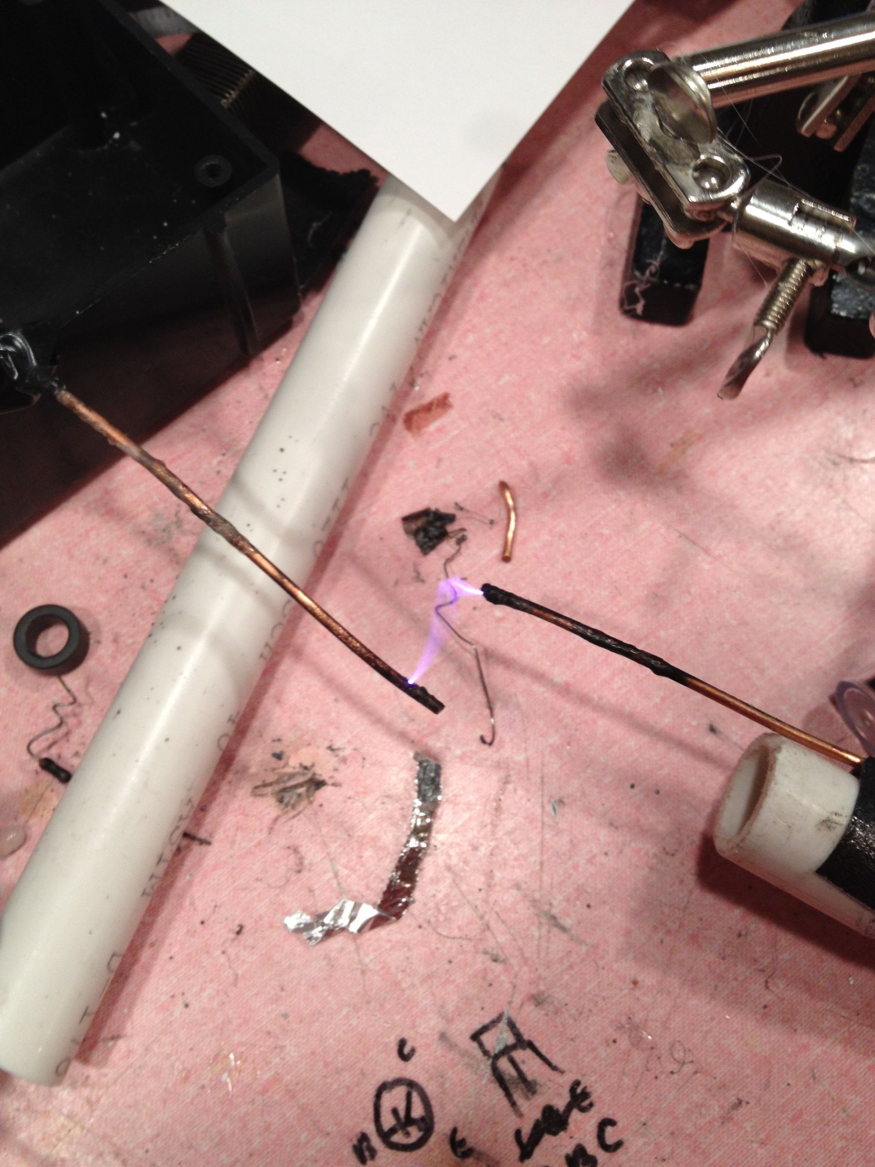 Super Simple Powerful Flyback Driver : 4 Steps - Instructables