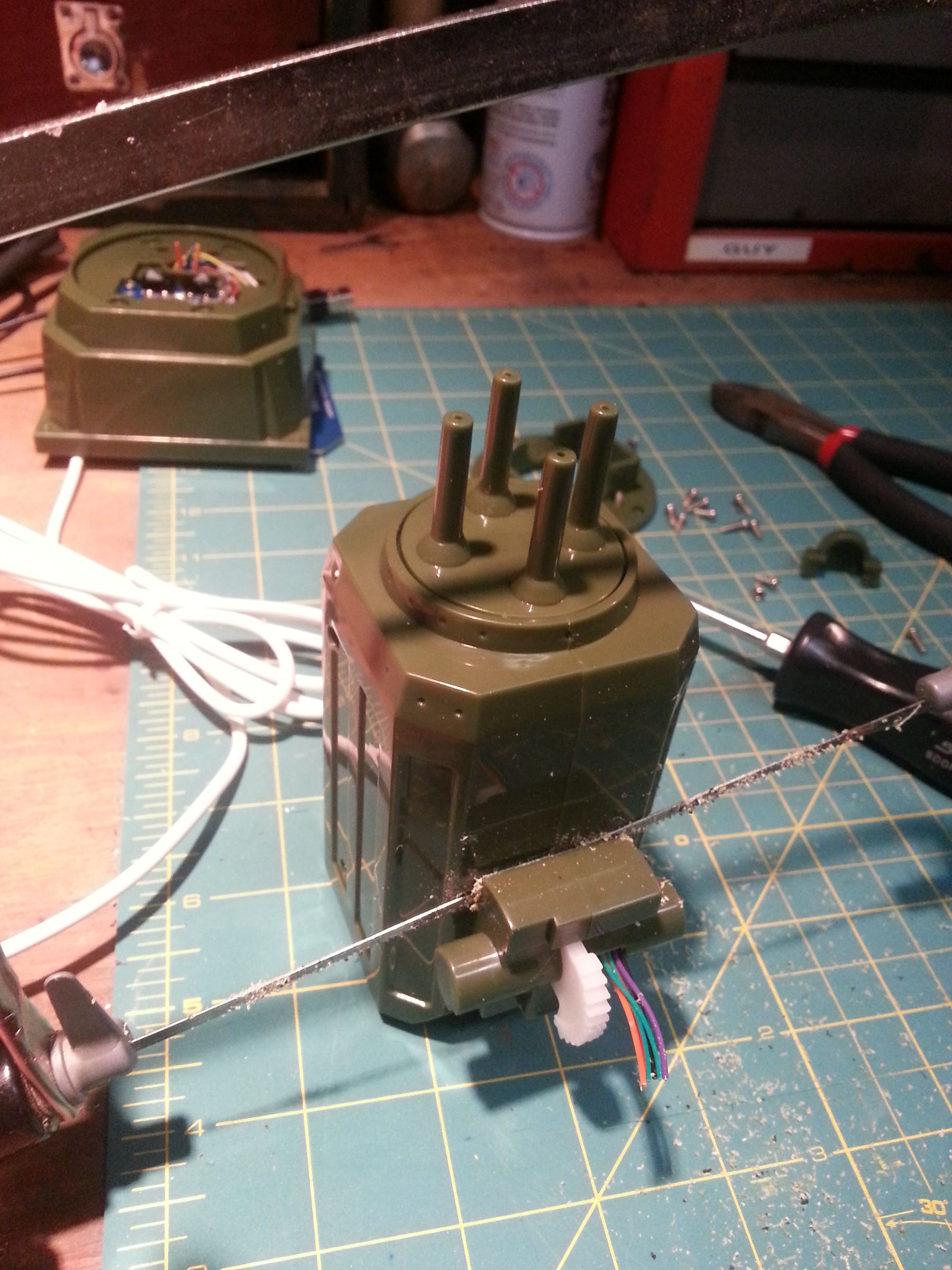 Reginald: a UDP Surveillance Bot; Control Via the Internet : 26 Steps ...