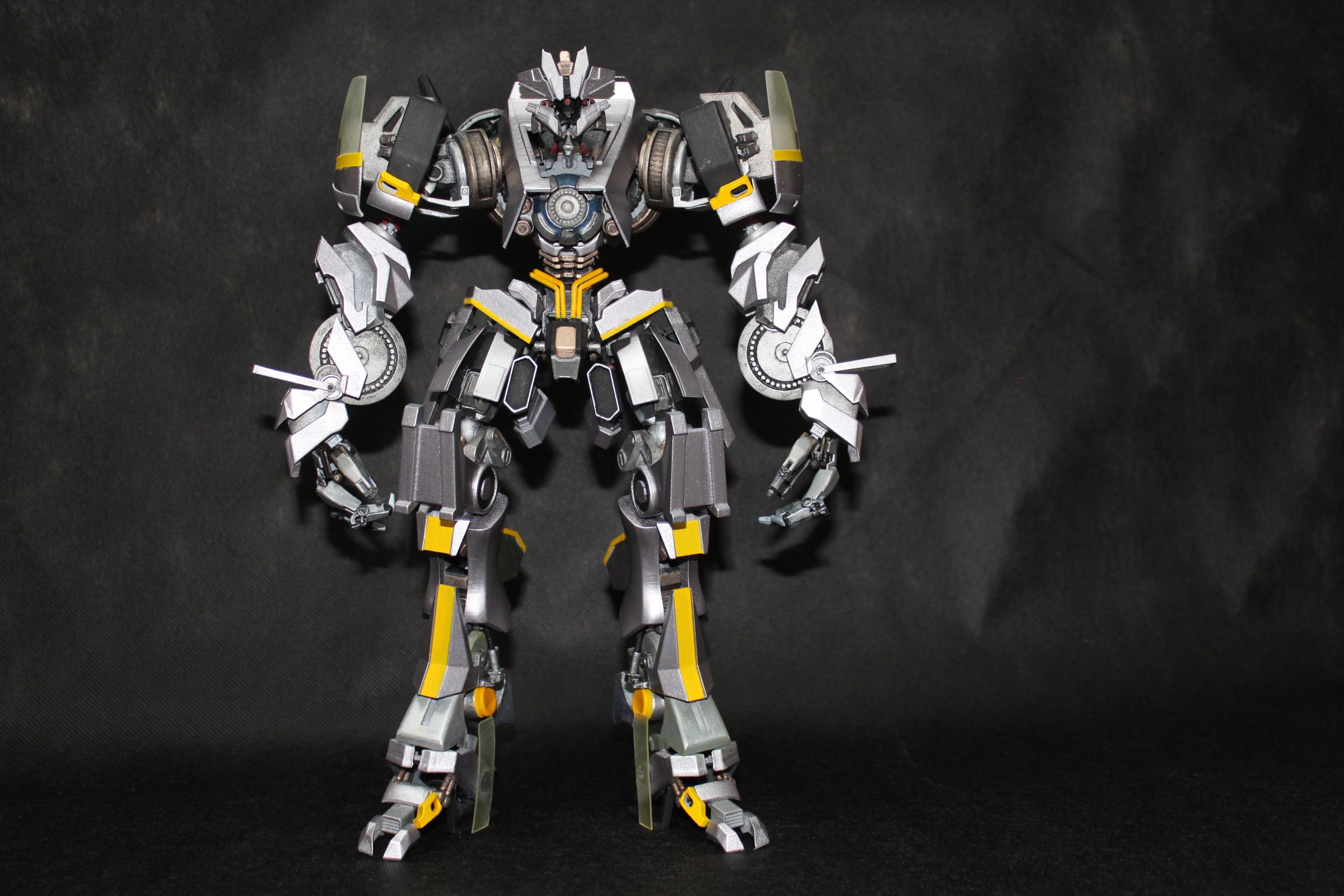 Transformers: Astrotrain : 4 Steps - Instructables