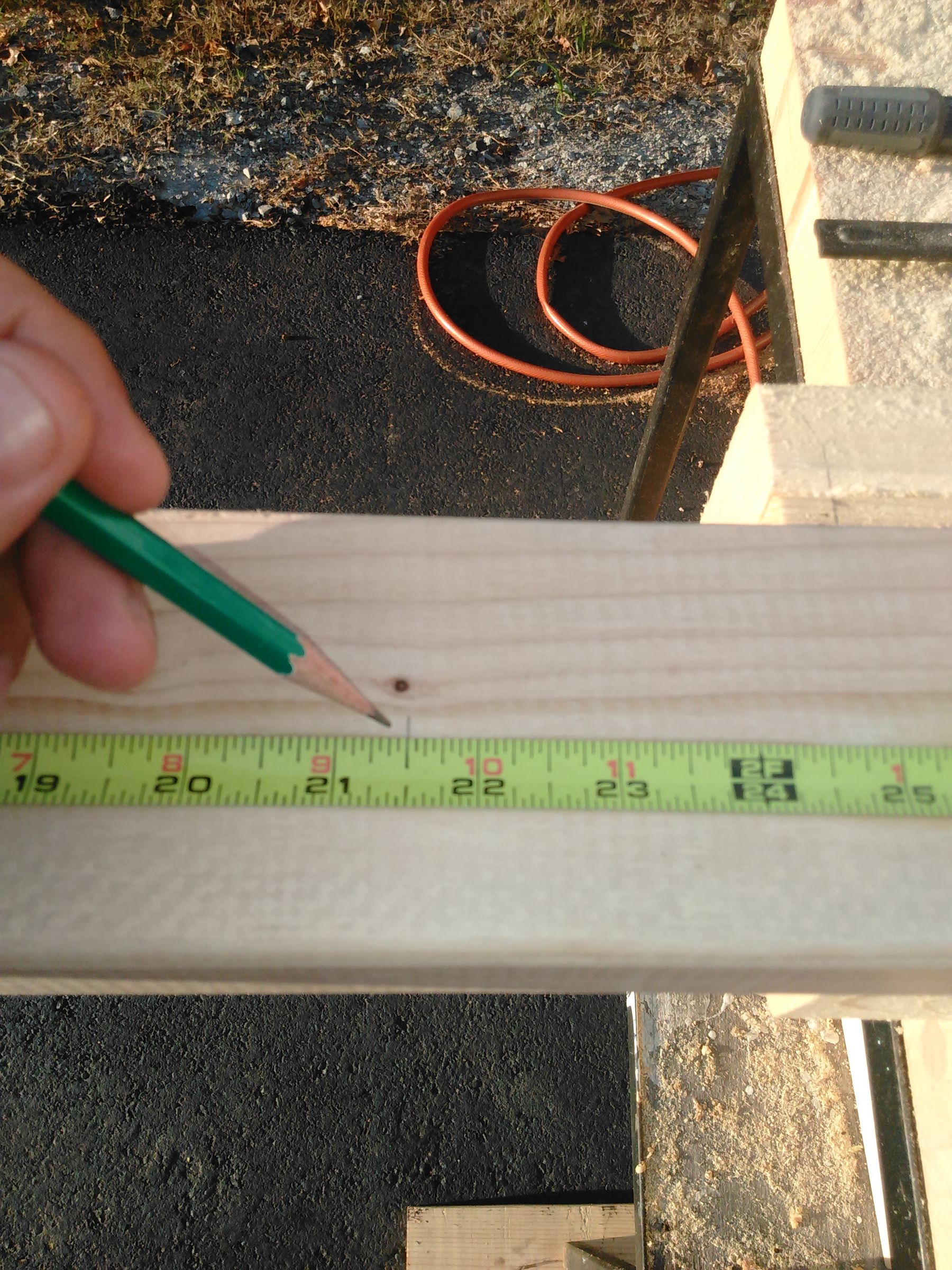 Rustic Farmhouse Table DIY : 10 Steps (with Pictures) - Instructables