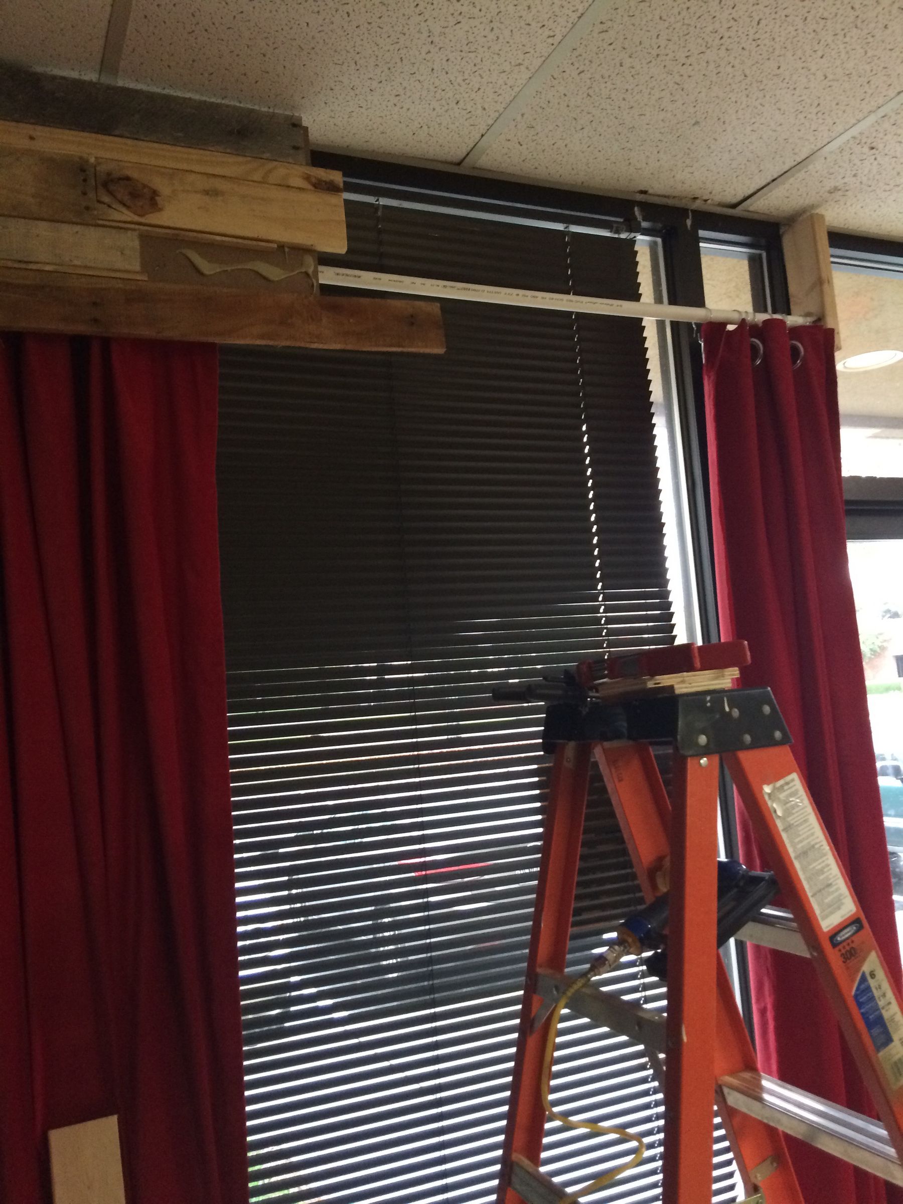 Rustic Pallet Wood Valences : 6 Steps (with Pictures) - Instructables