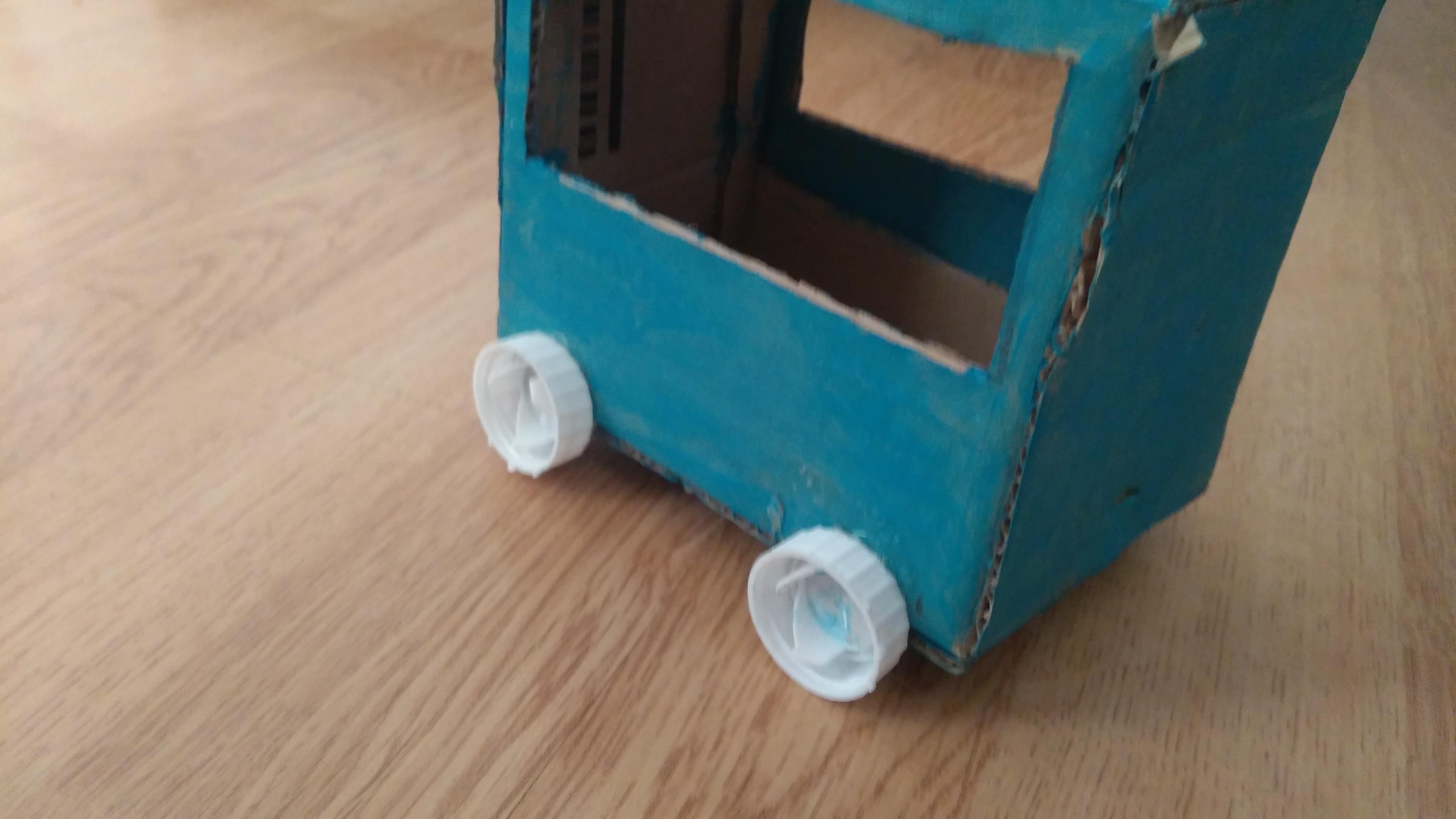Small Cardboard Train : 12 Steps (with Pictures) - Instructables